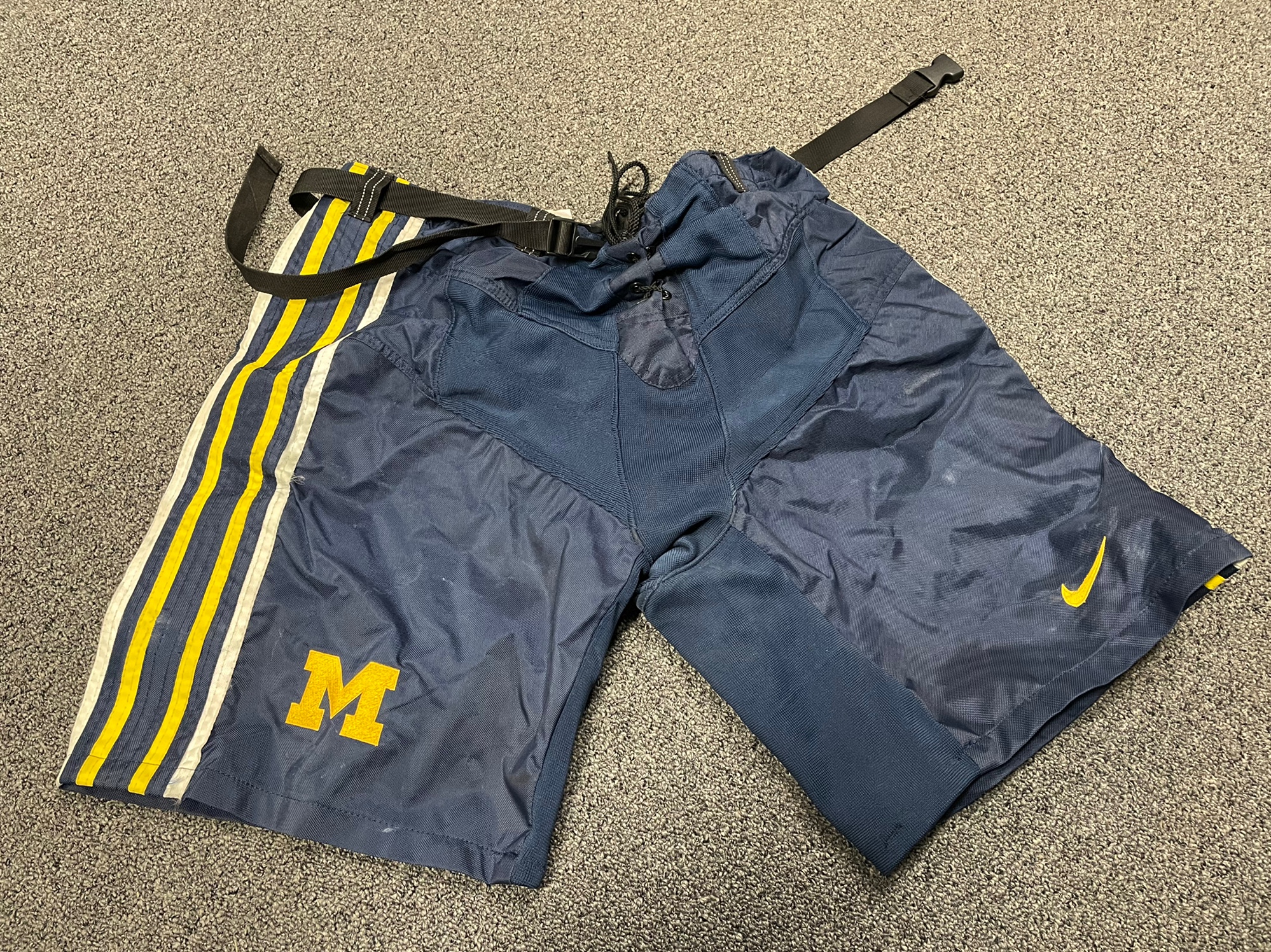 University of Michigan Pro Stock Pant Shell Large | SidelineSwap