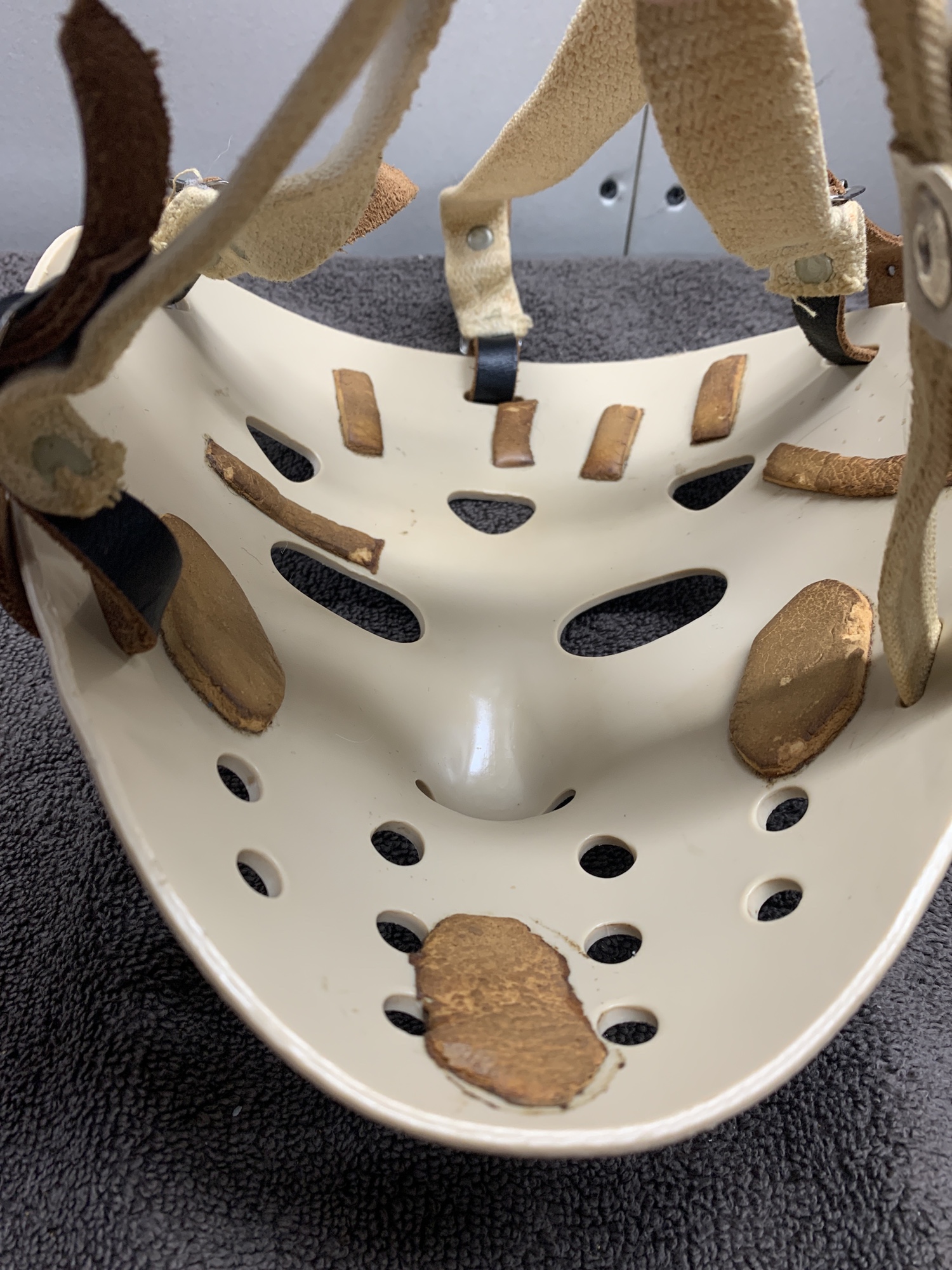 VINTAGE 1970’S HM7 COOPER GOALIE HOCKEY MASK ALL ORIGINAL IN GREAT ...