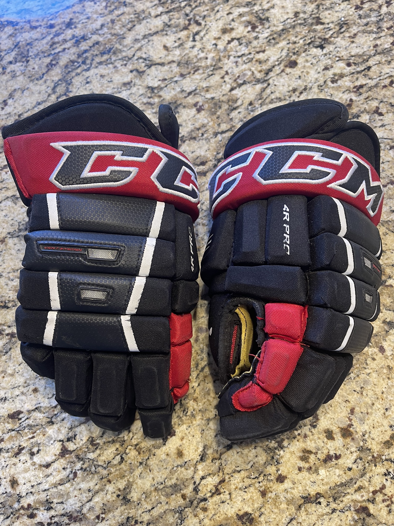 CCM 4R Pro Gloves | SidelineSwap
