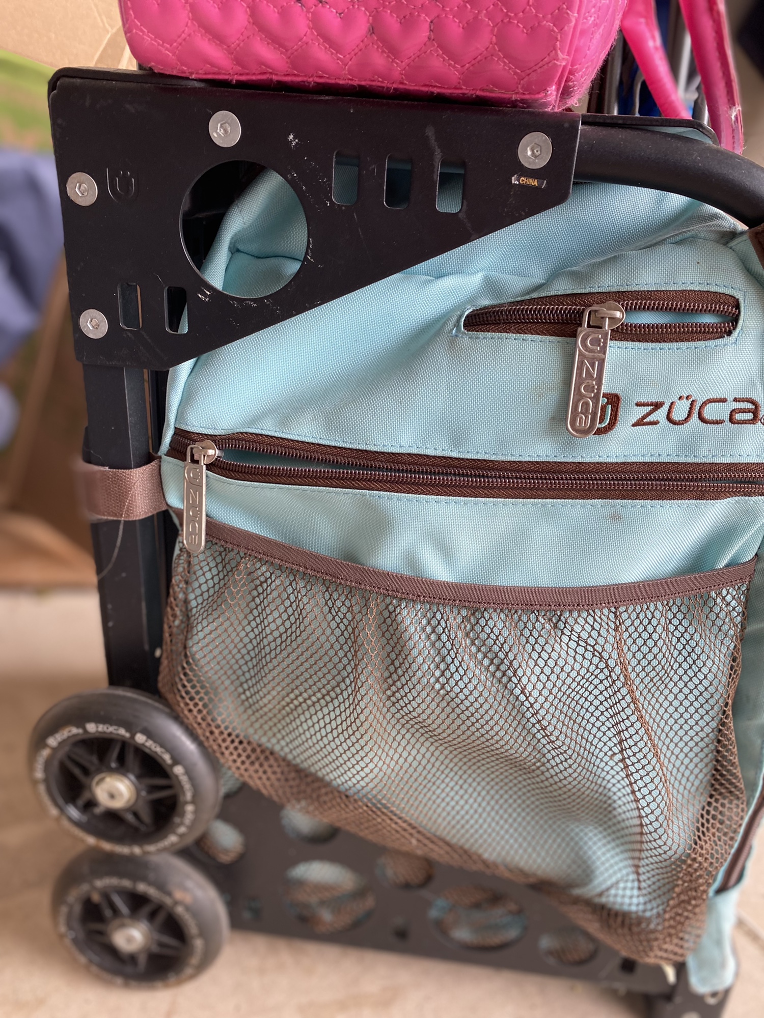 Zuca bag with rolling frame | SidelineSwap