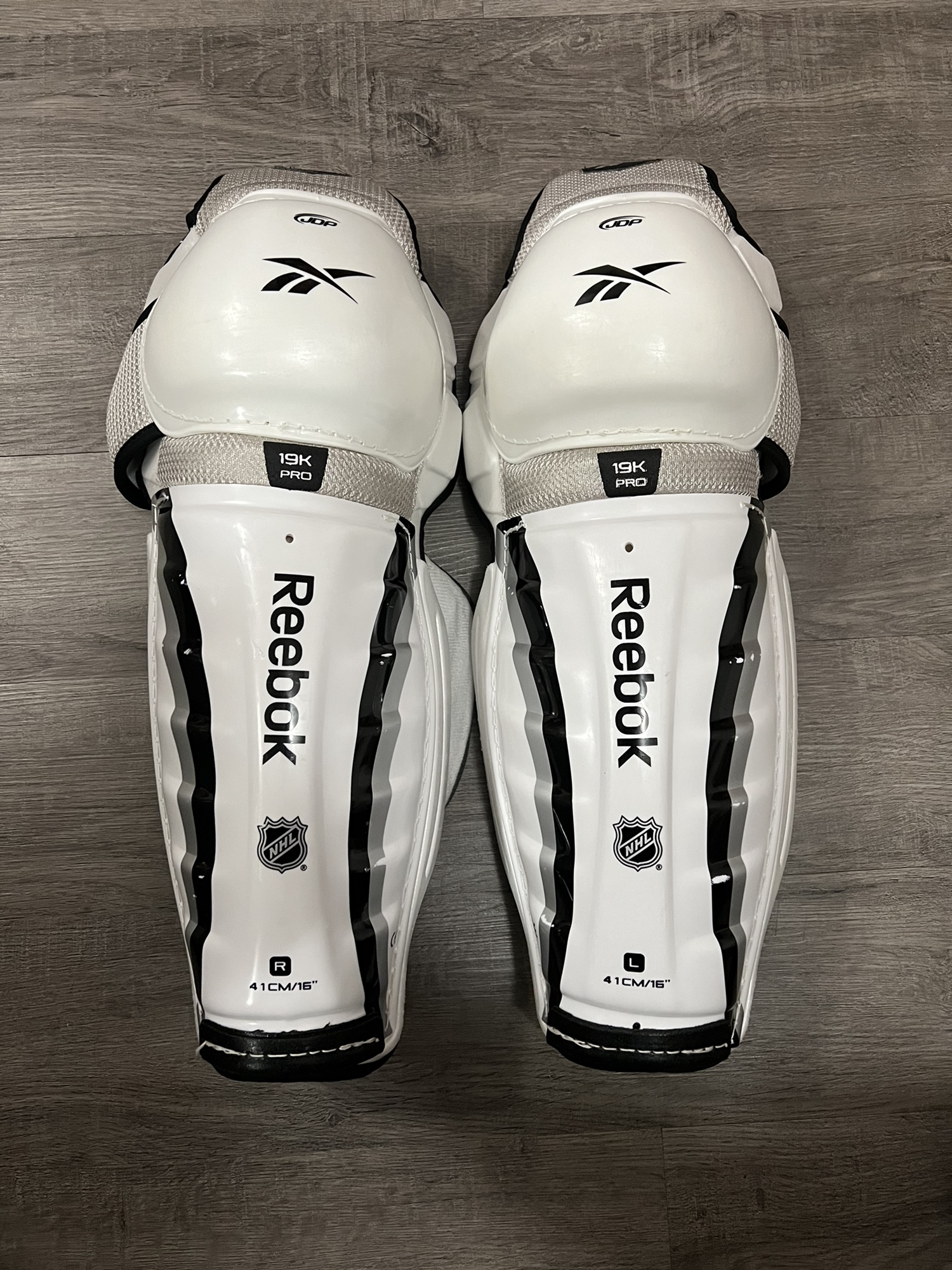 Reebok pro stock shin pads | SidelineSwap