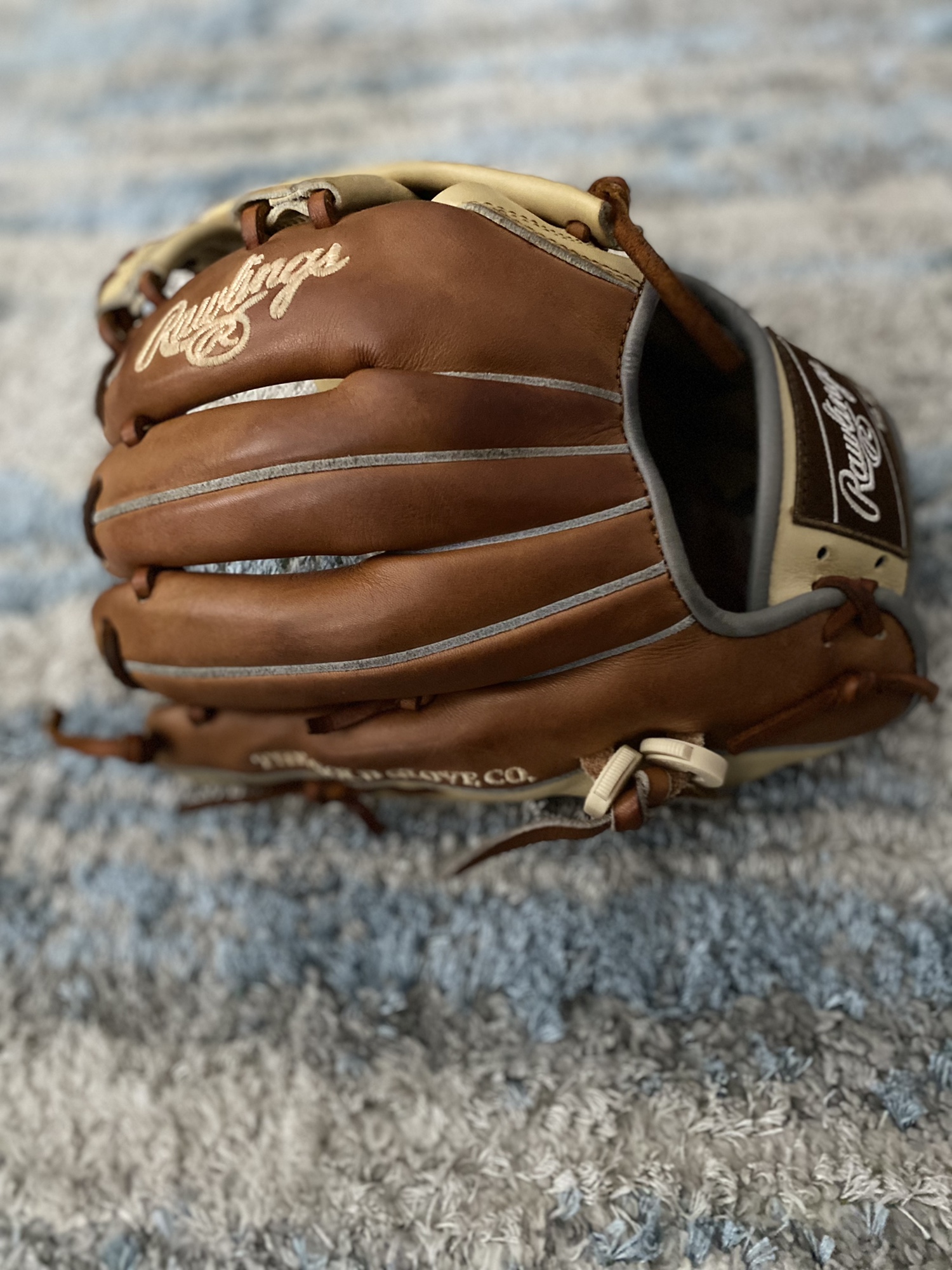 TT2 Color Sync Infield 11.5" Heart of the Hide Baseball Glove | SidelineSwap