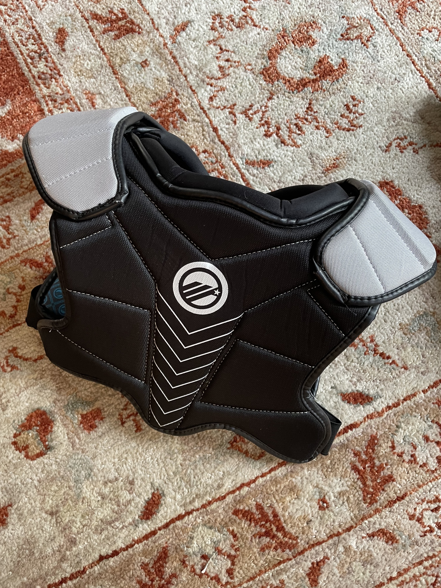 Maverick Starter Set…Elbows , Gloves, Shoulder/Chest Pads | SidelineSwap