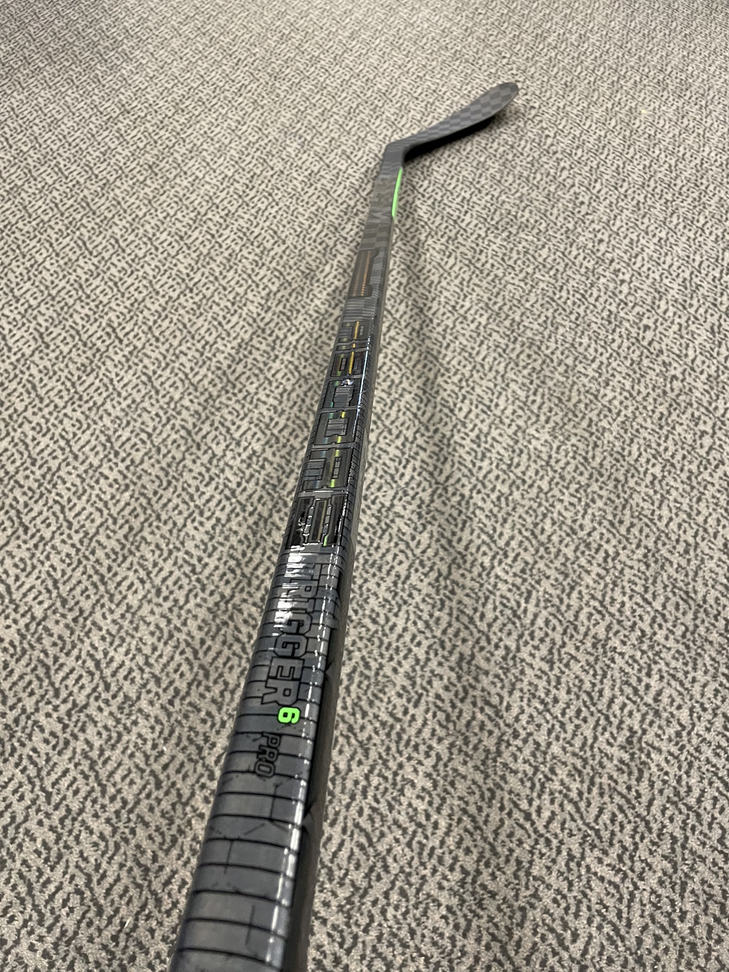 CCM Trigger 6 Pro 70 flex P88 curve right hand stick | SidelineSwap