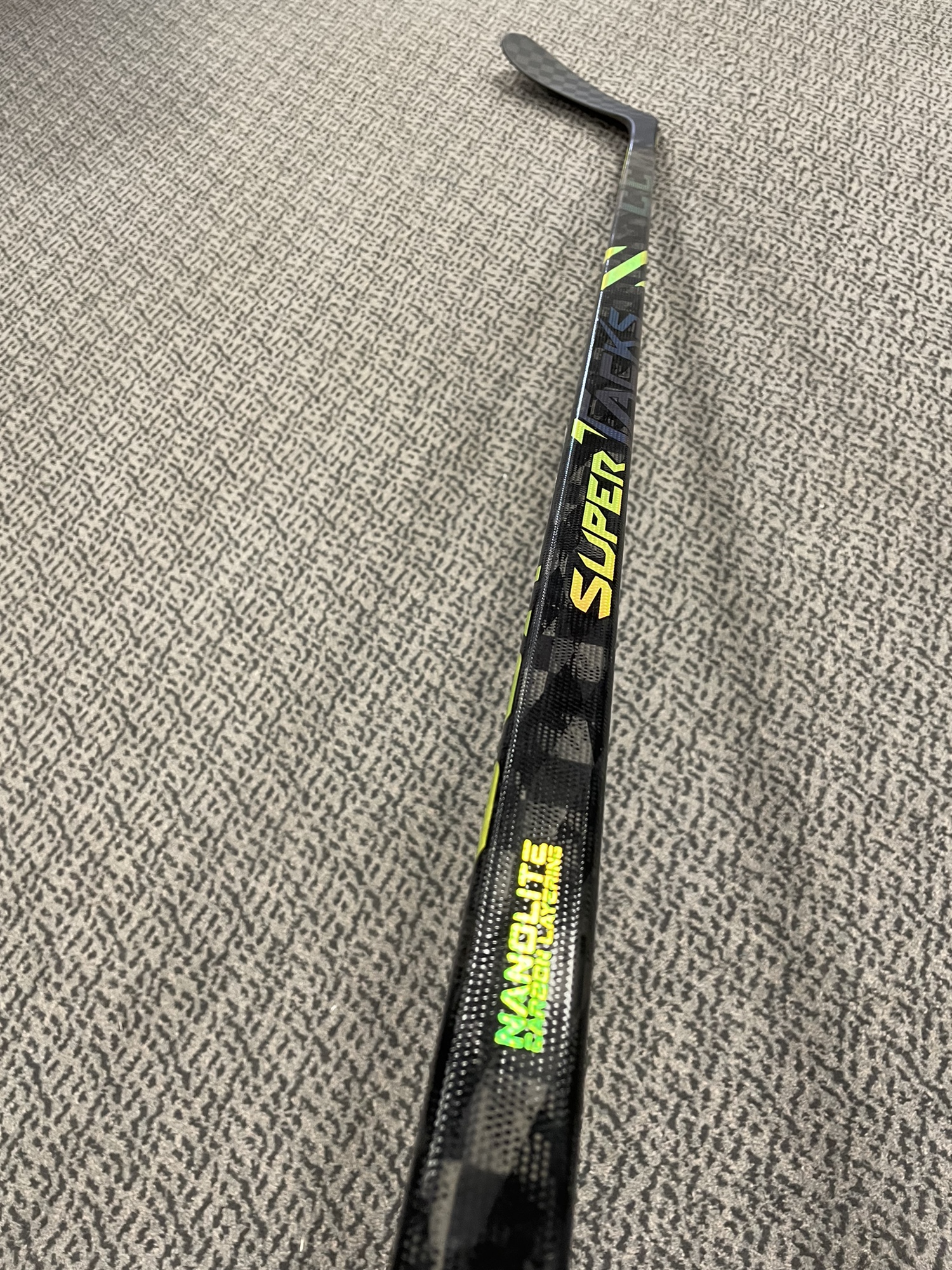 CCM AS4 Pro 85 flex P28 curve left hand stick | SidelineSwap