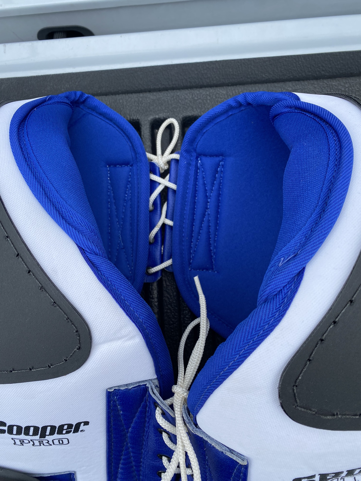 Cooper Shoulder Pads | SidelineSwap