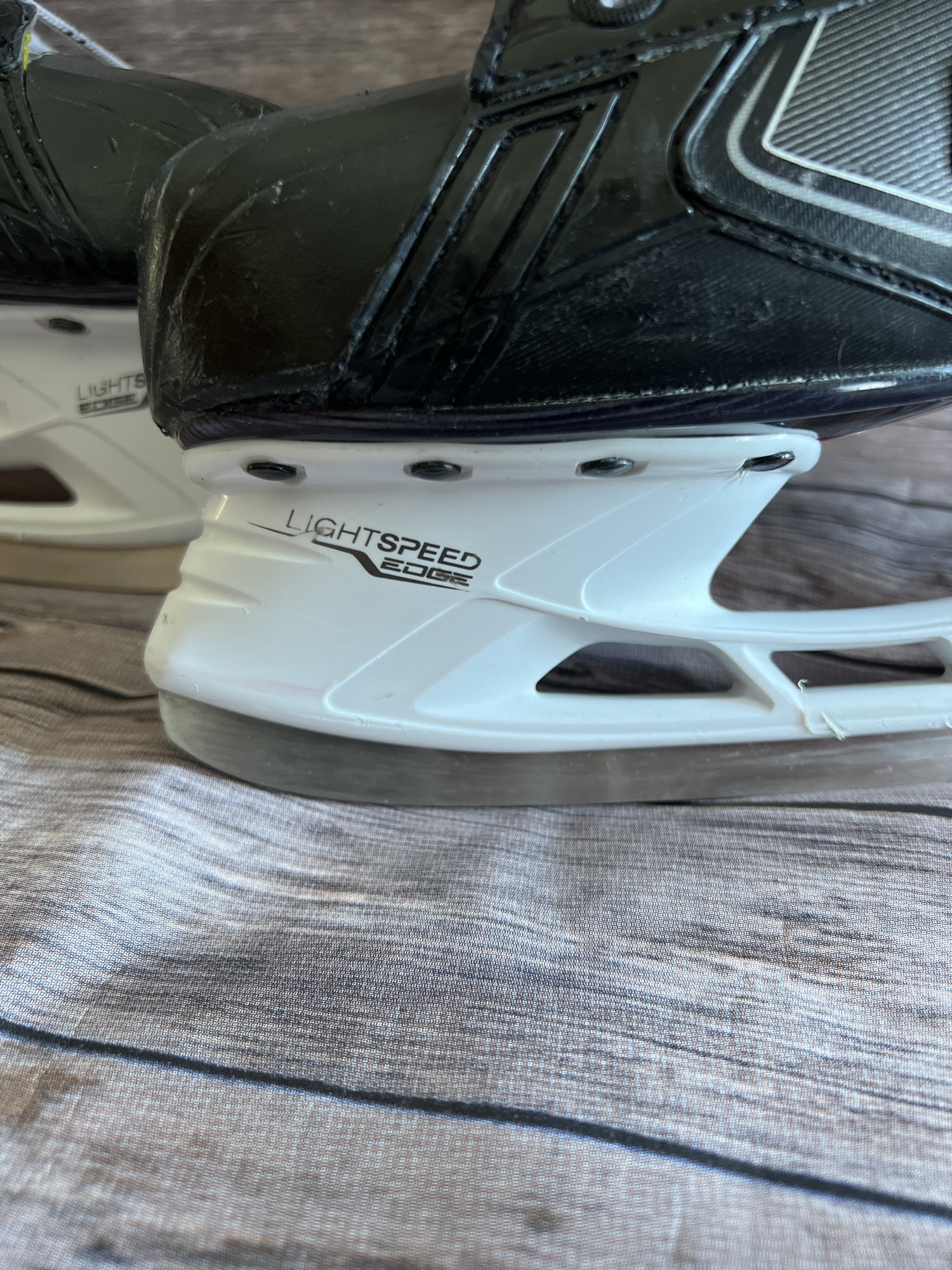 Bauer Vapor X2.9 Fit2 Senior Size 7 | SidelineSwap
