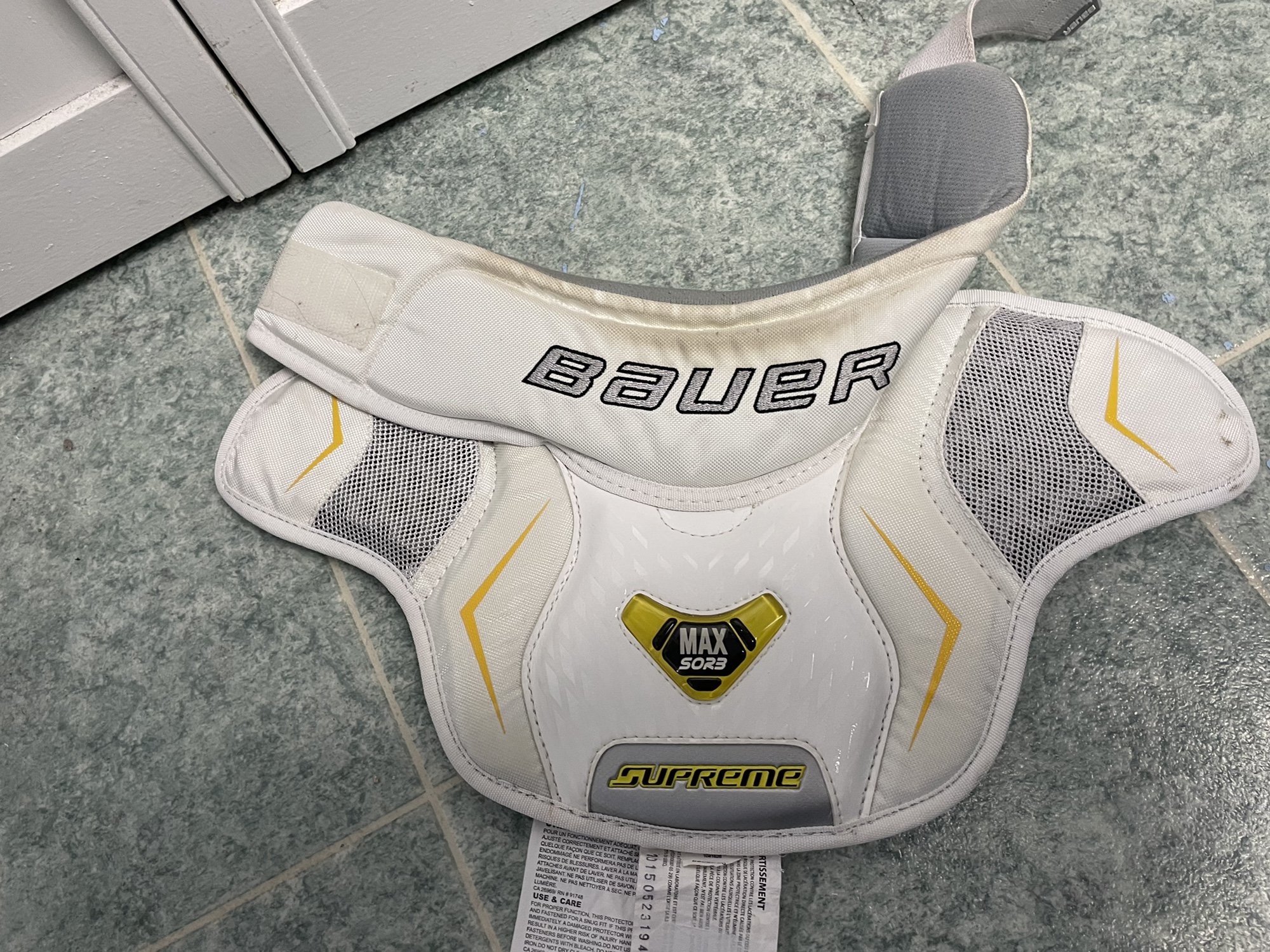 Used Large Bauer Reactor 6000 Goalie Chest Protector | SidelineSwap