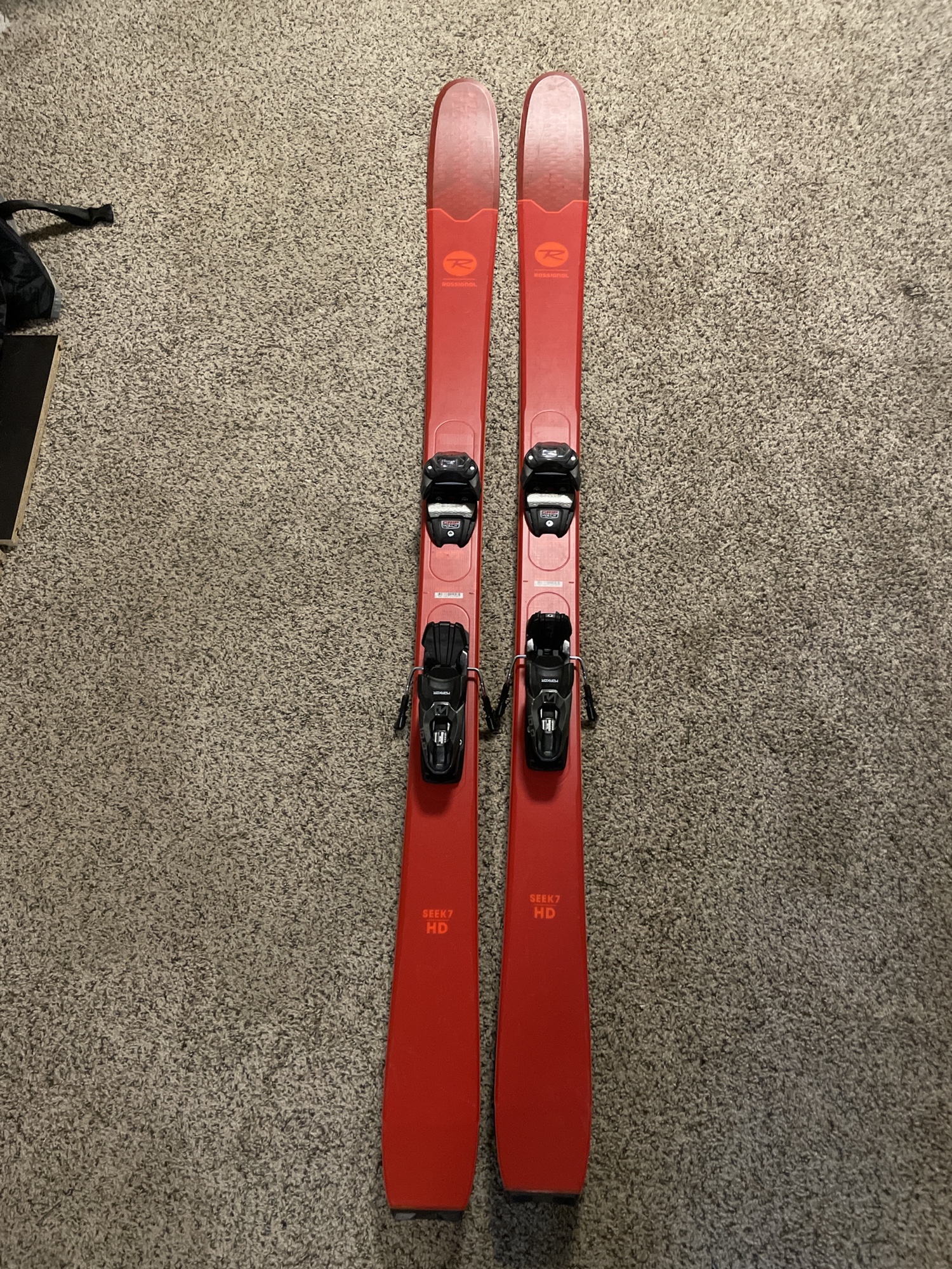 Rossignol Seek 7 HD Only Used One Season | SidelineSwap