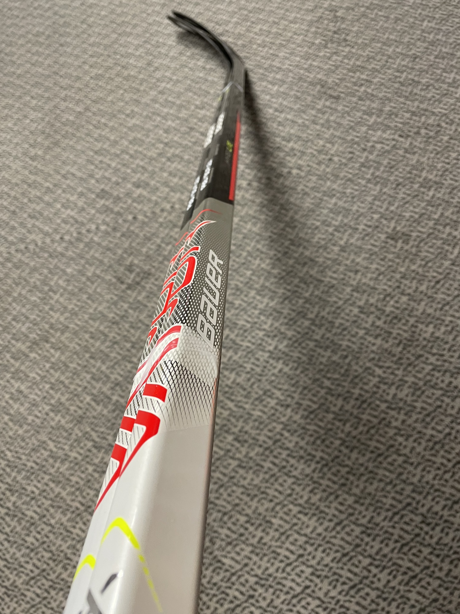 Bauer 2-PACK Vapor Hyperlite P88 curve 50 flex sticks | SidelineSwap