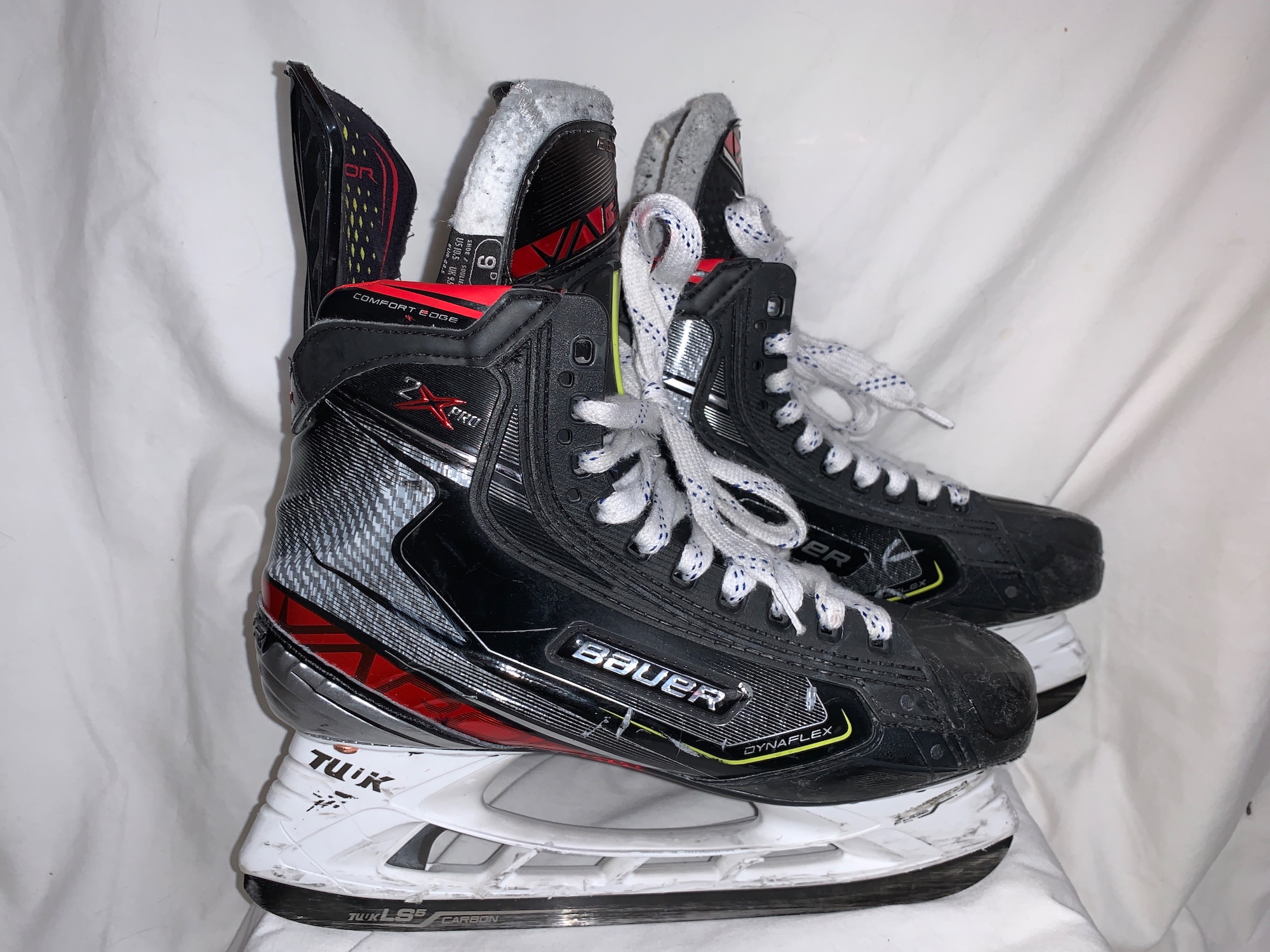 Used Bauer Size 9D Vapor 2X Pro Hockey Skates | SidelineSwap