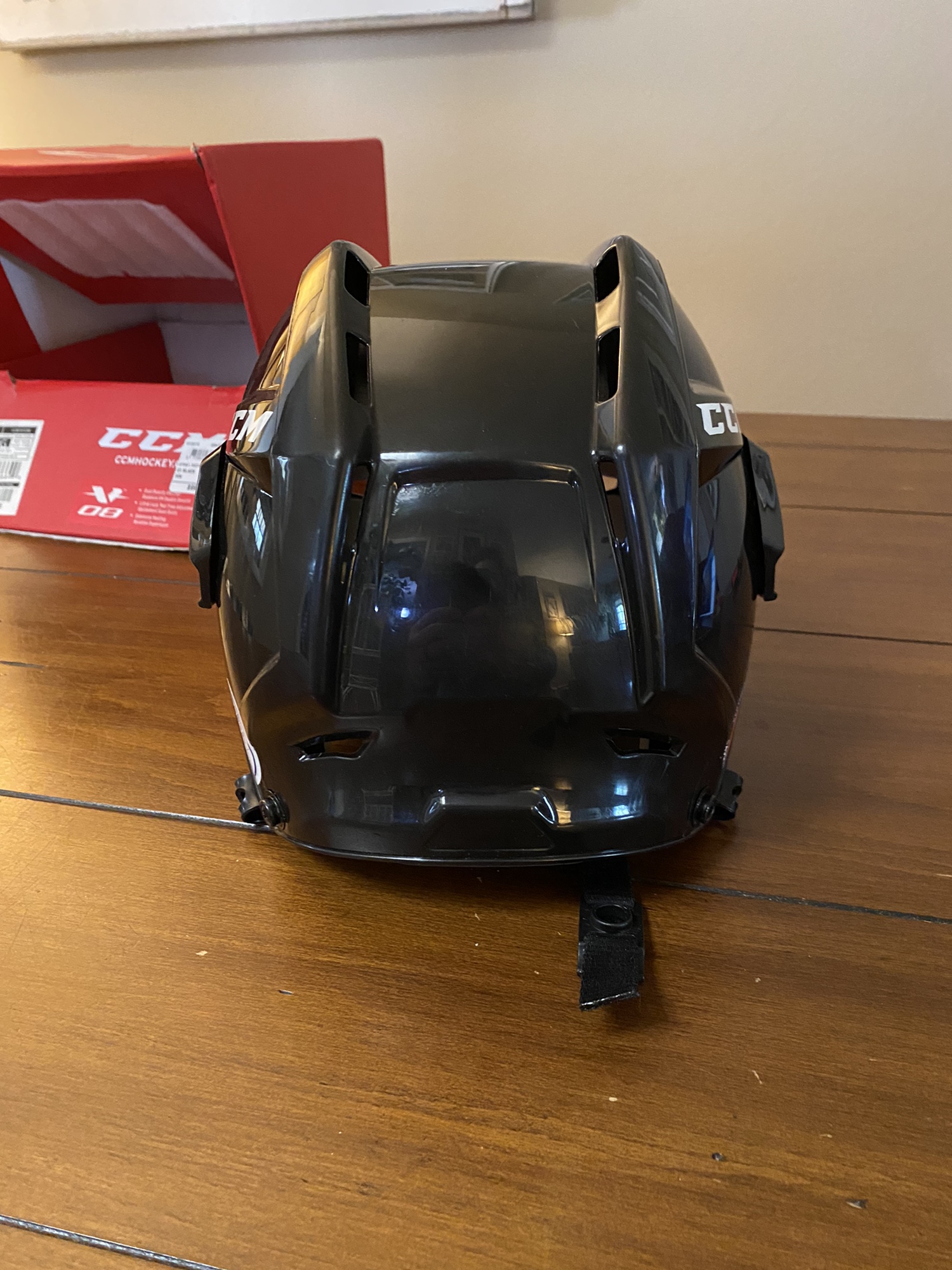 CCM Vector V08 Helmet Large | SidelineSwap