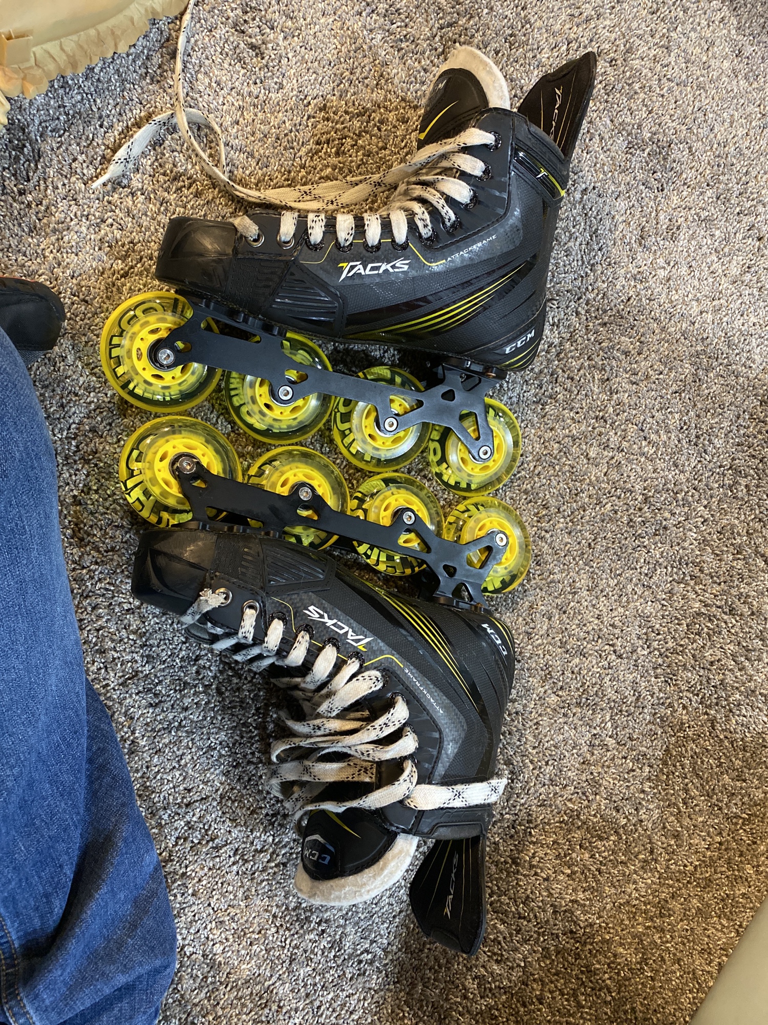 Ccm super tacks roller blades | SidelineSwap