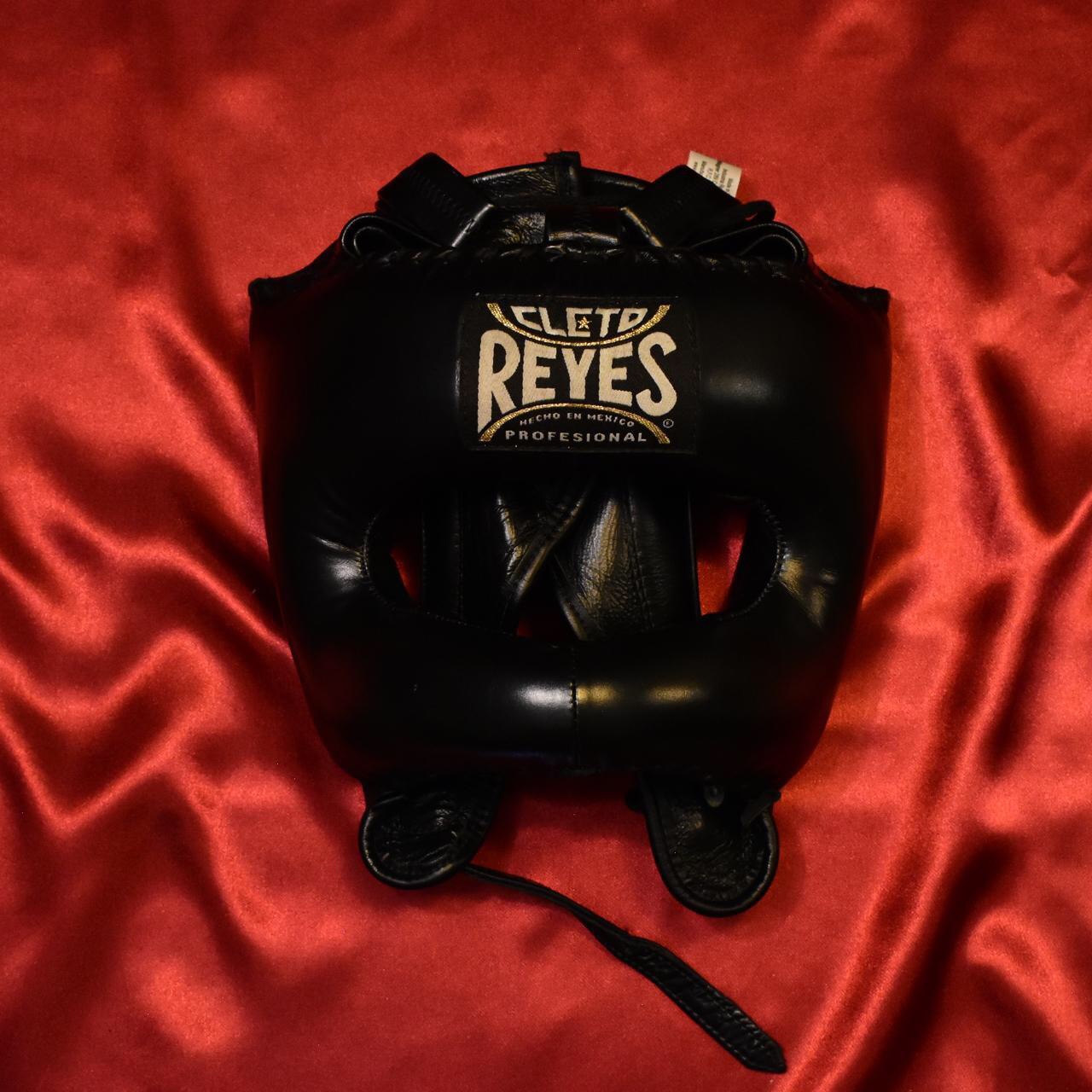 CLETO REYES Traditional Headgear w/ Nylon Face Bar (black) | SidelineSwap