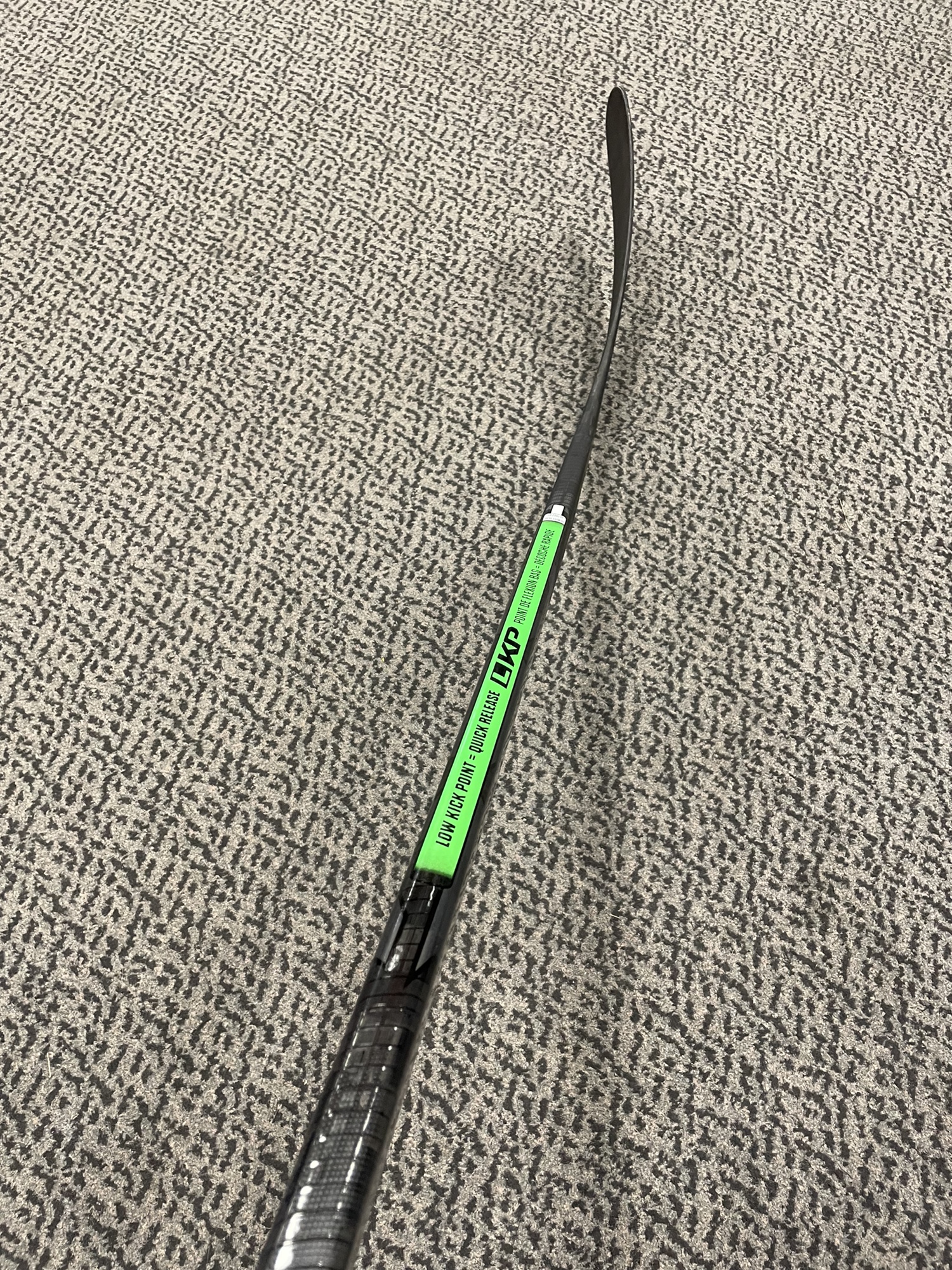 CCM Trigger 6 Pro 80 Flex P29 curve right hand stick | SidelineSwap