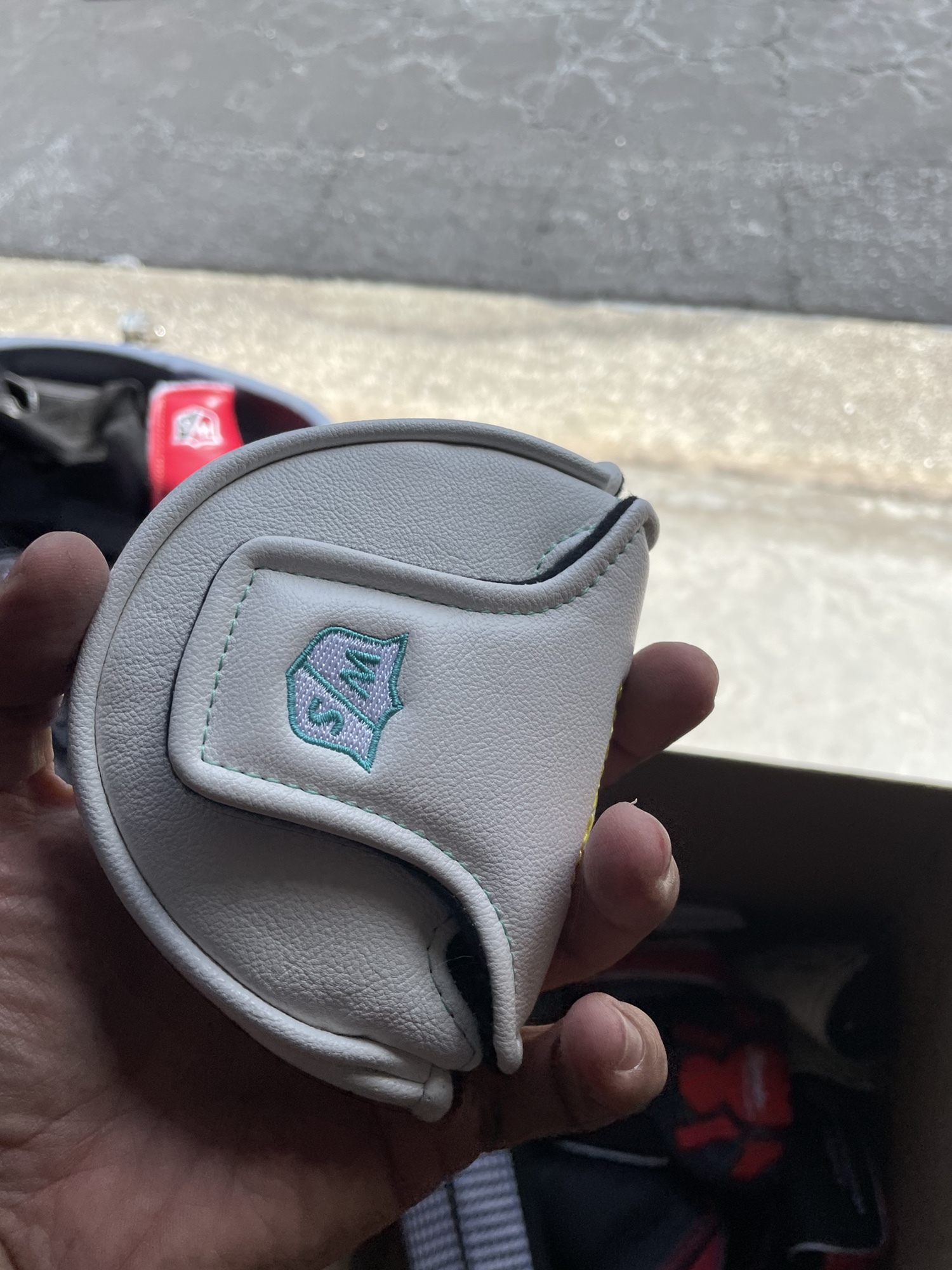 Wilson Staff PUTTER HEADCOVER new | SidelineSwap
