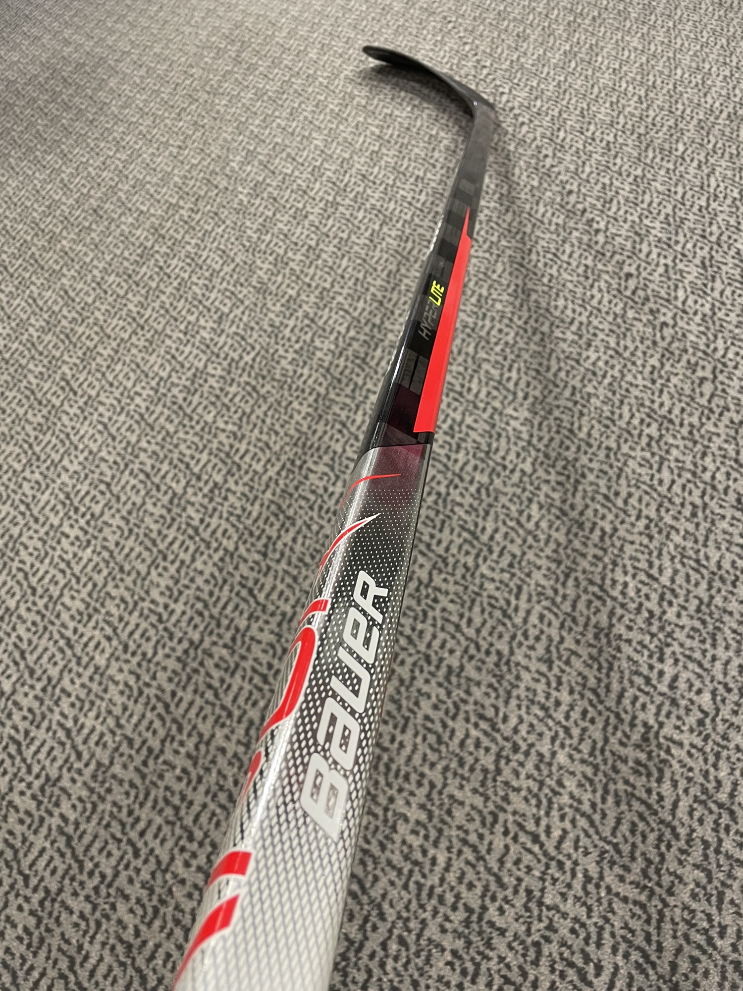 Bauer Hyperlite P92M curve 65 flex right hand stick | SidelineSwap