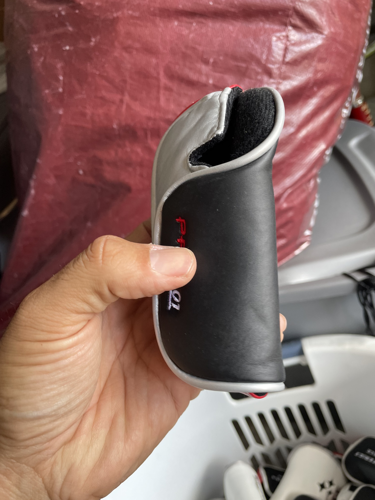 Tour edge putter head cover new | SidelineSwap