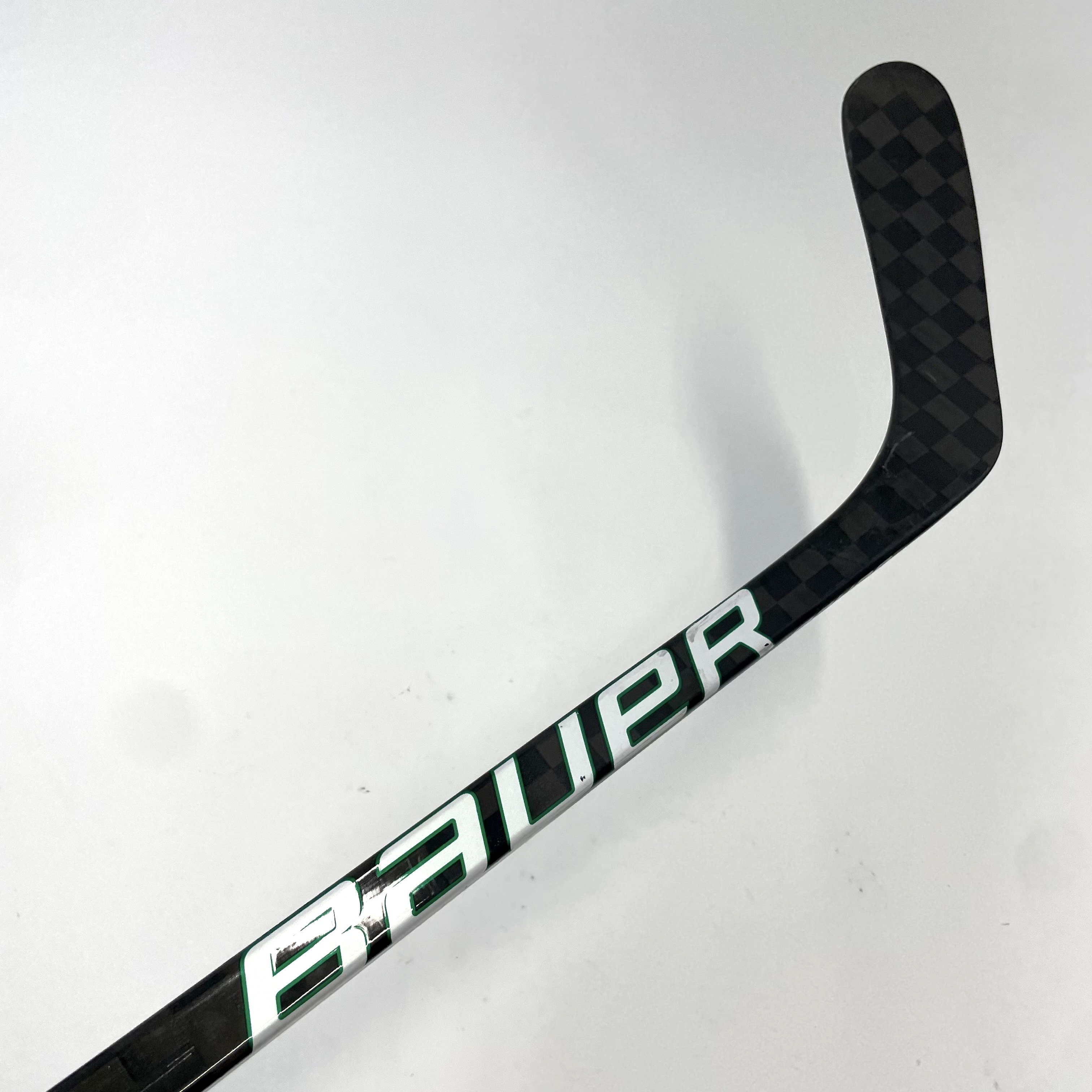 Used Green Left Handed Bauer Vapor Hyperlite | 82 Flex | P92M Curve ...