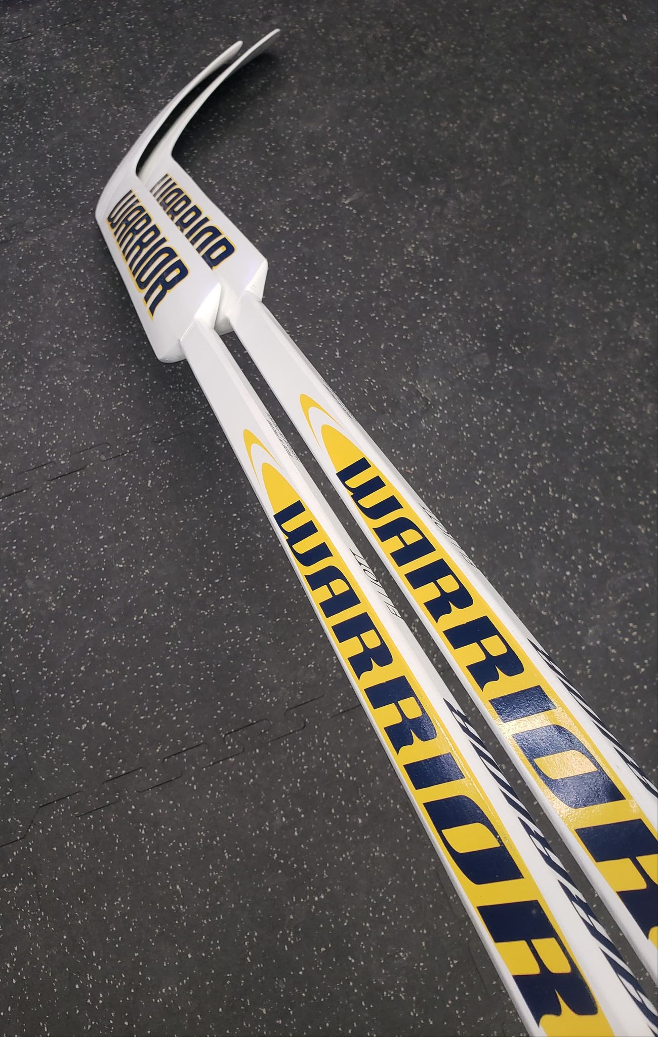 2-Pack Warrior Custom Pro Stock Goal Sticks Brian Elliot St.Louis 26.5 ...