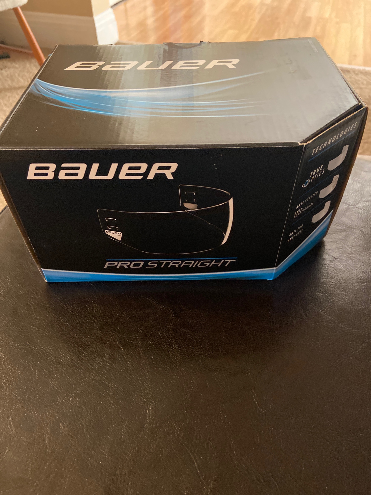 New Medium Bauer Shield Pro Clip | SidelineSwap