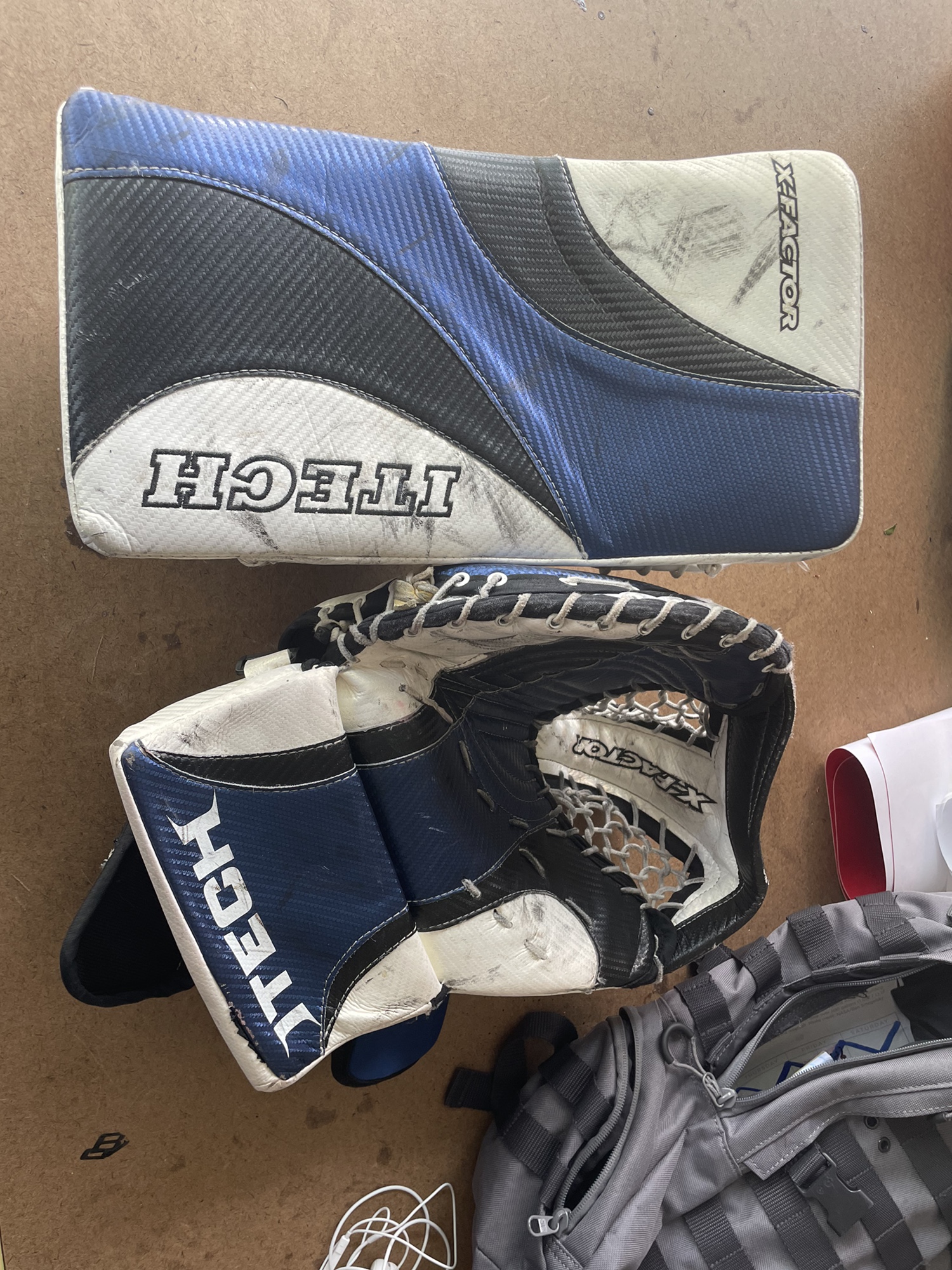 Itech glove & blocker | SidelineSwap