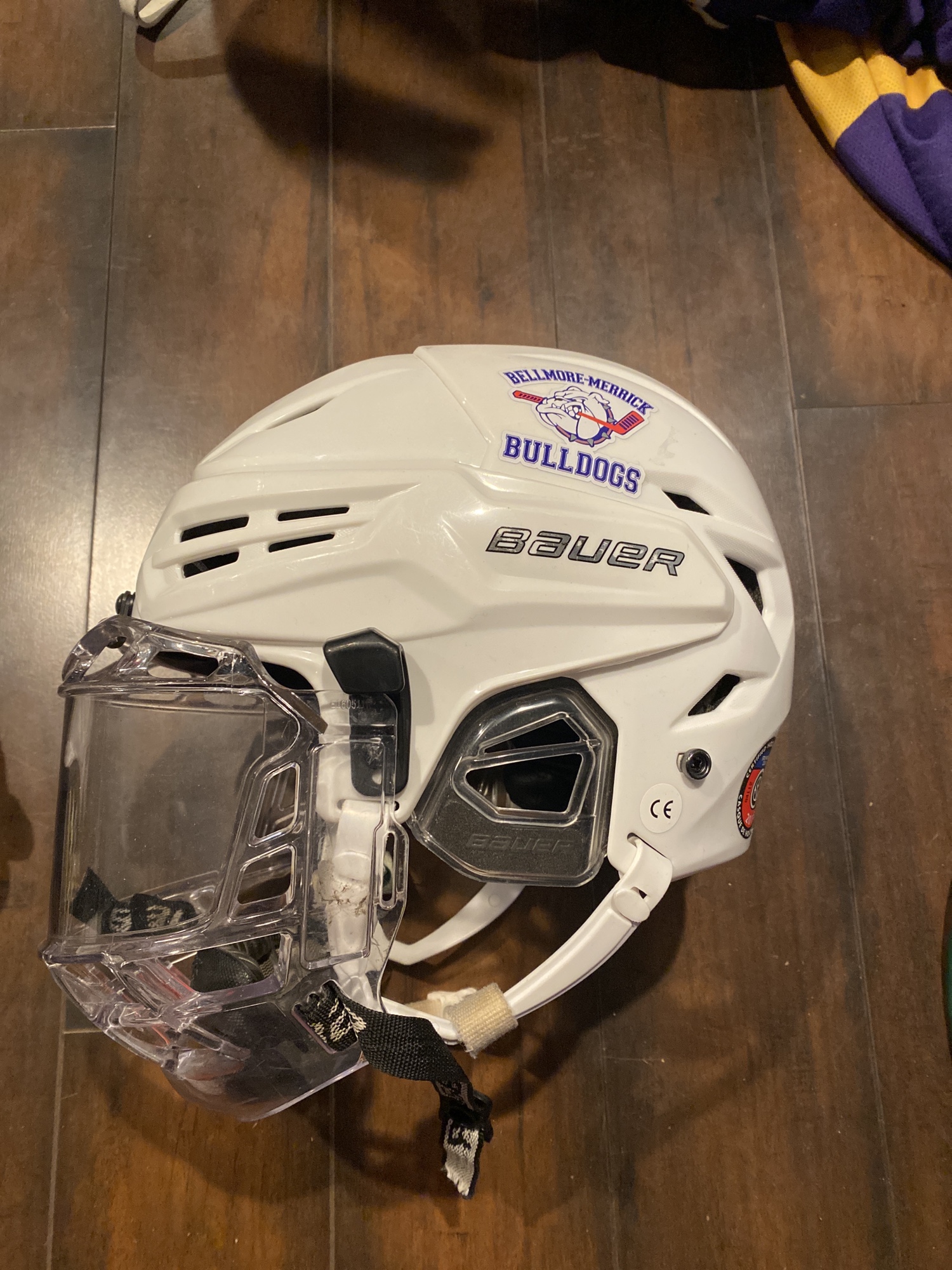 Bauer reakt 95 Adult M helmet with Junior visor | SidelineSwap