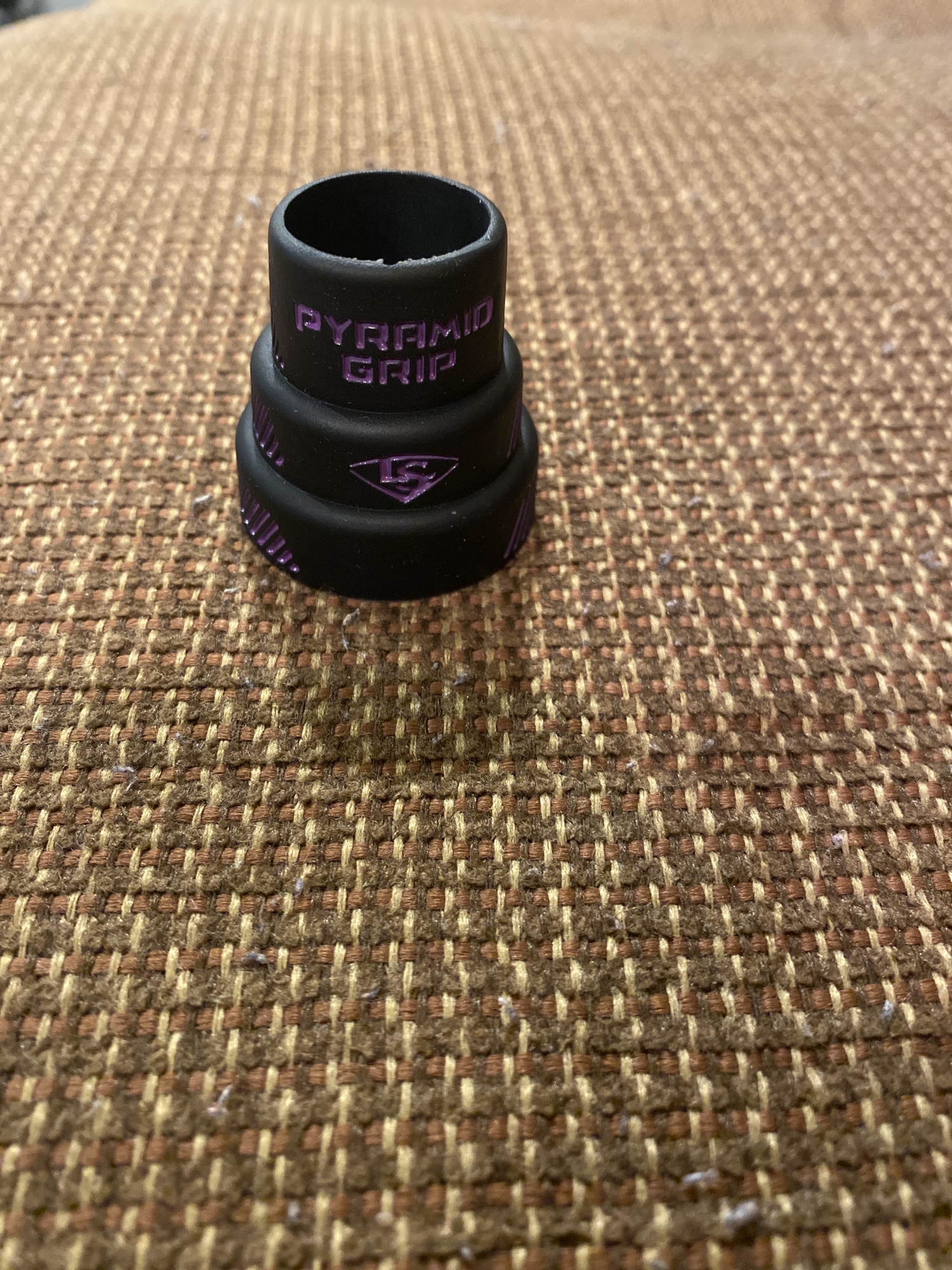 Louisville Slugger Pyramid Grip | SidelineSwap