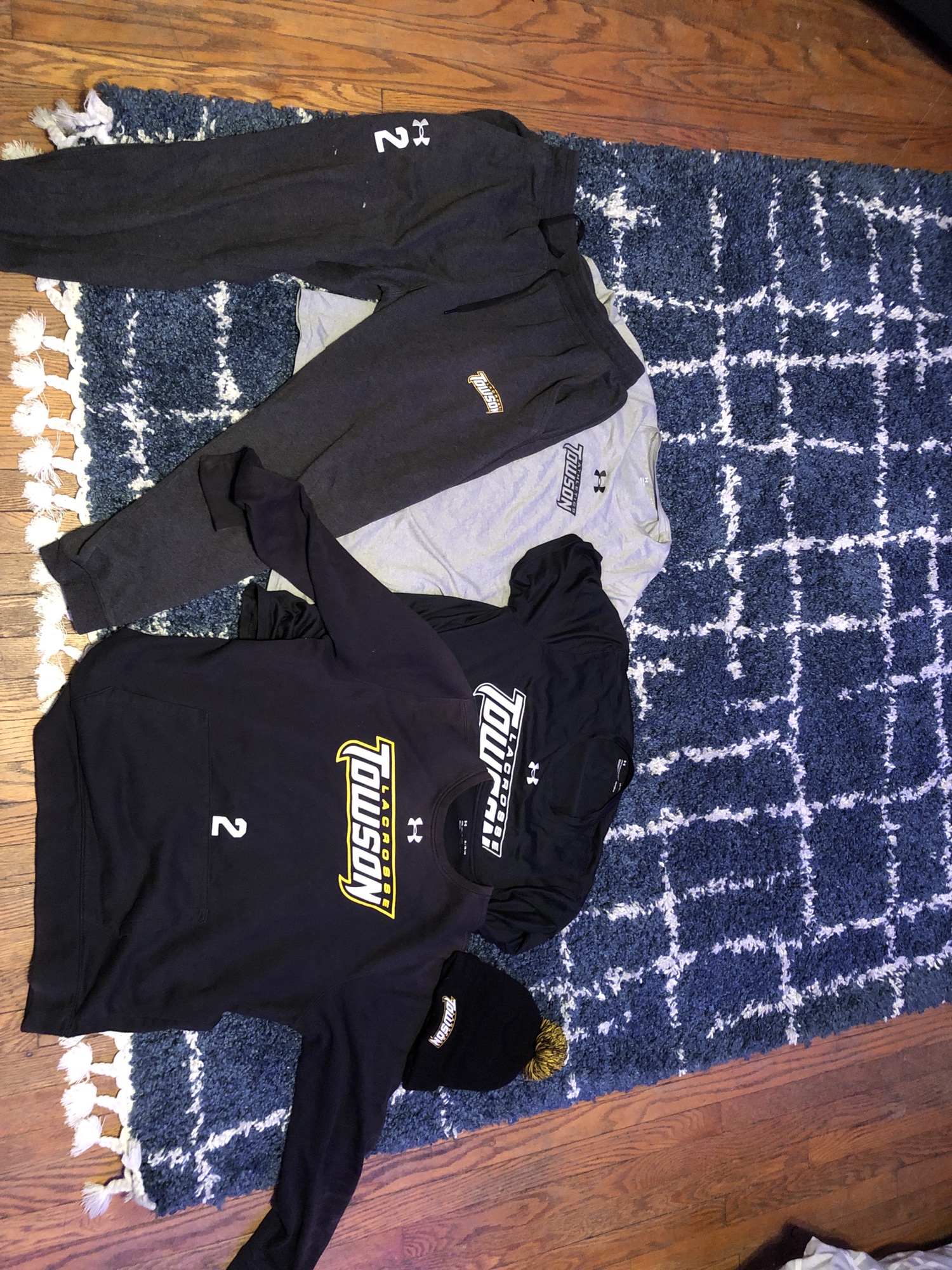 Lacrosse clothes bundle | SidelineSwap