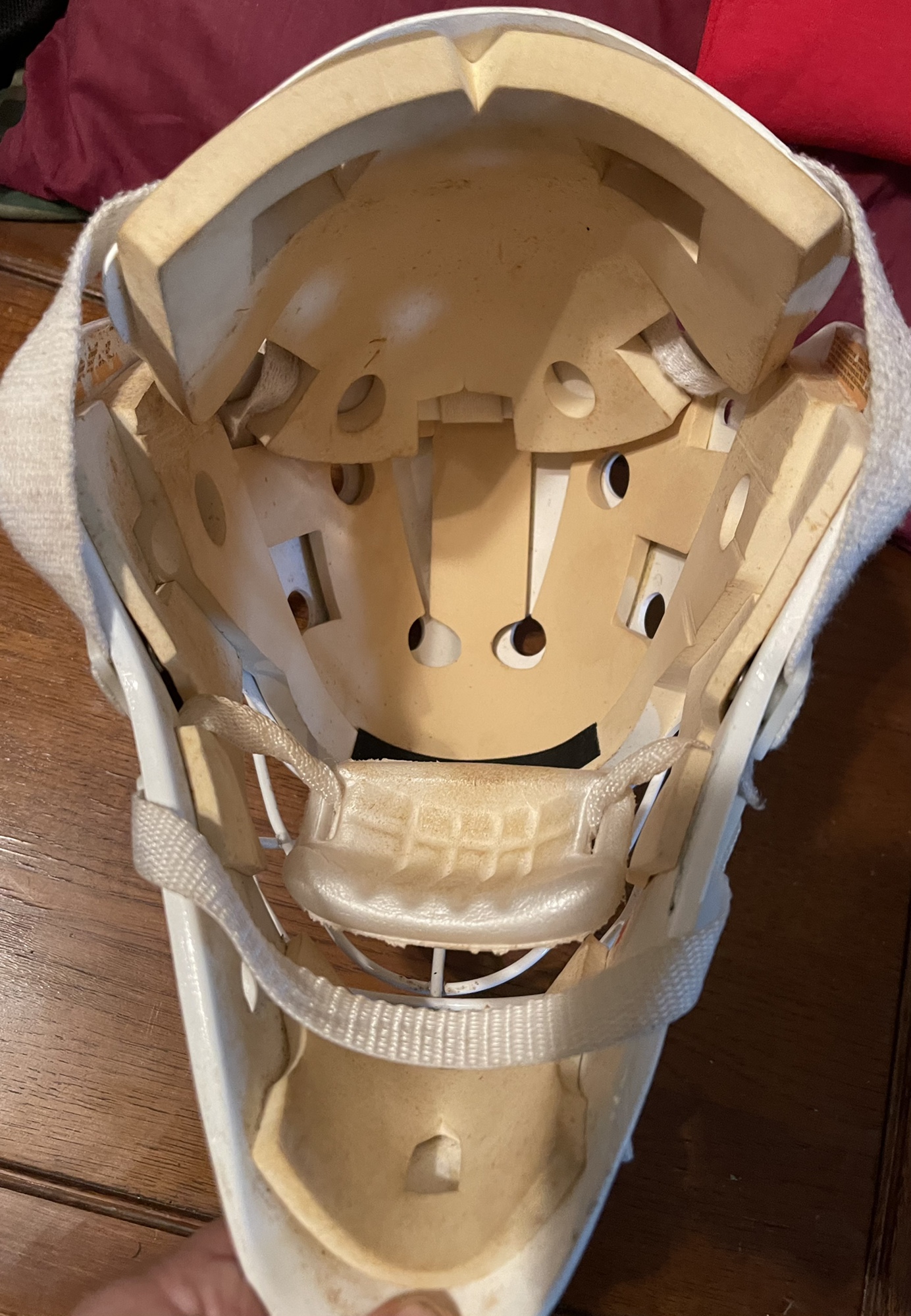 Itech goalie Mask | SidelineSwap