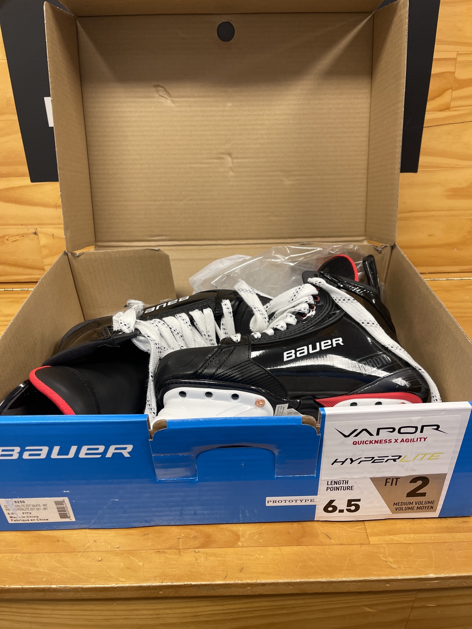 New Bauer Pro Stock Size 6.5 Prototype Vapor Hyperlite Hockey Skates ...