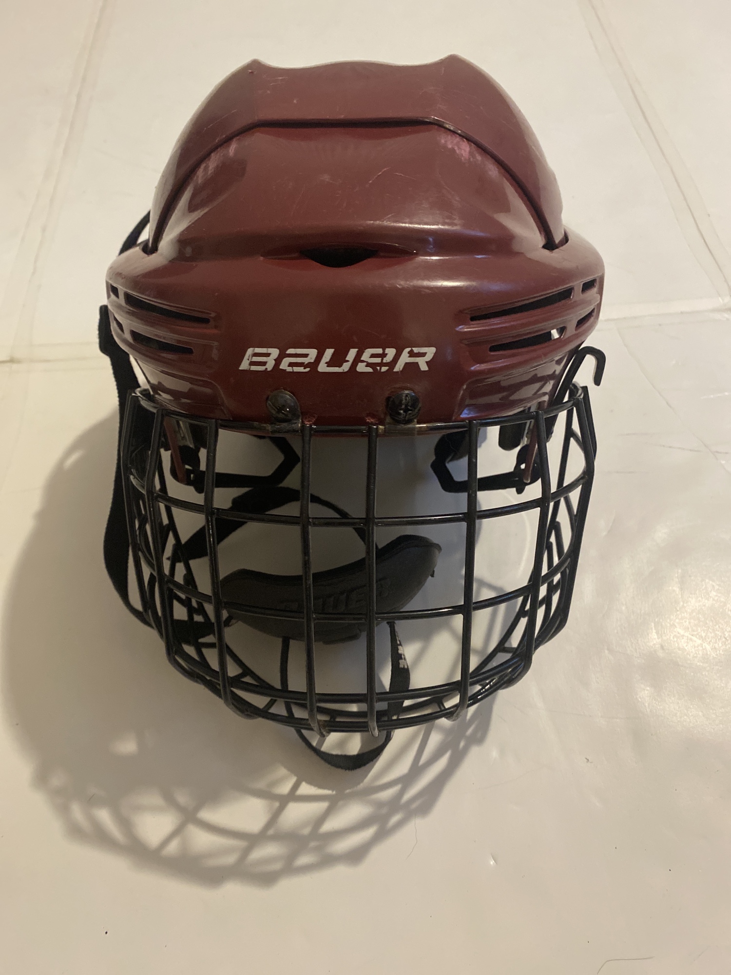 Maroon Bauer helmet | SidelineSwap