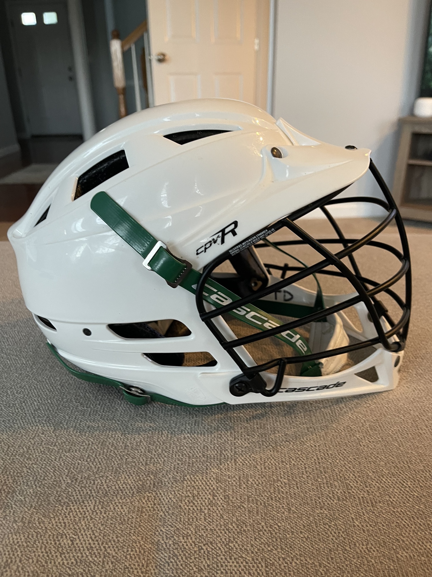 Player's Cascade CPV-R Helmet | SidelineSwap