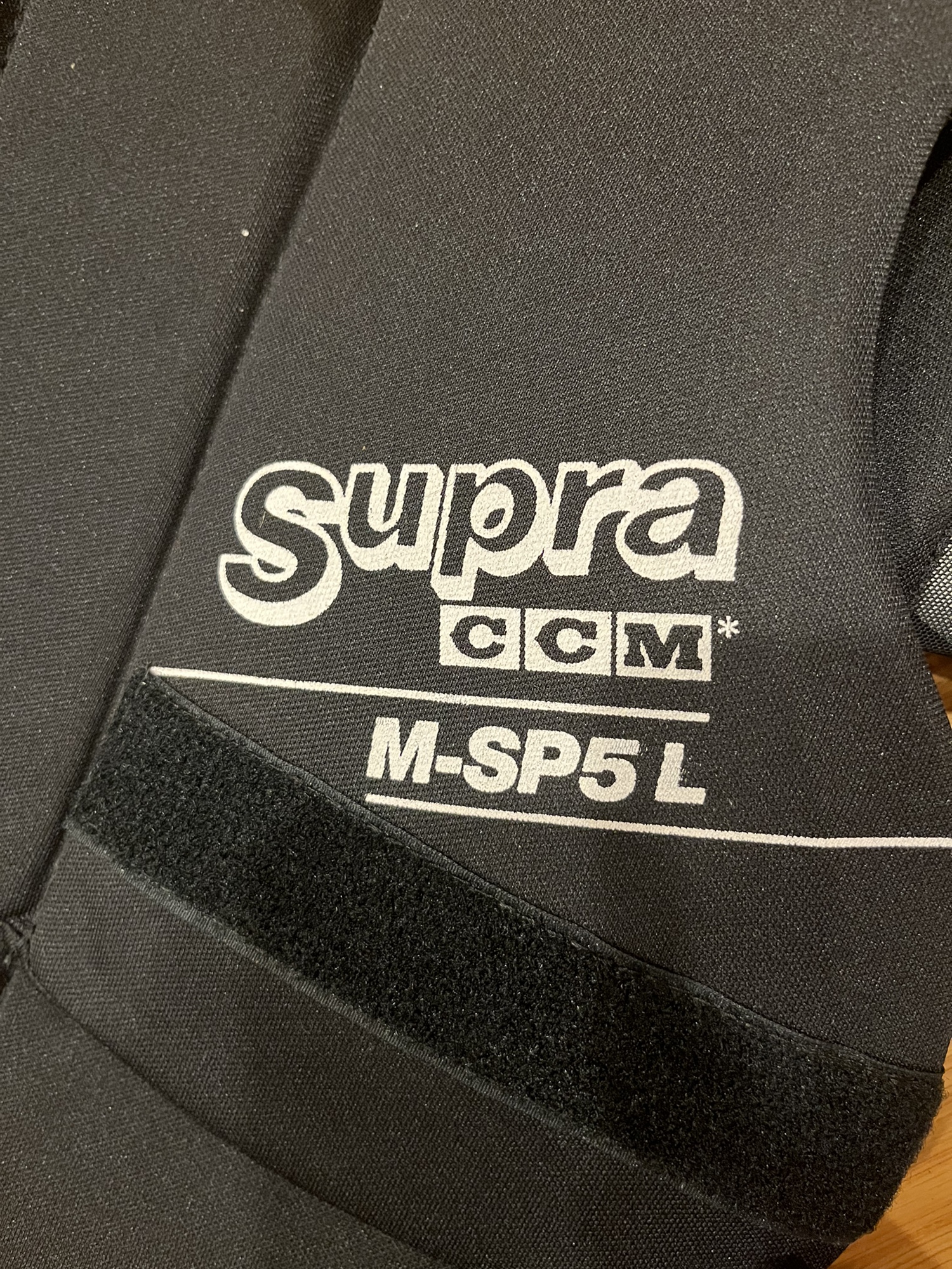 Ice Hockey CCM Supra Shoulder Pads | SidelineSwap