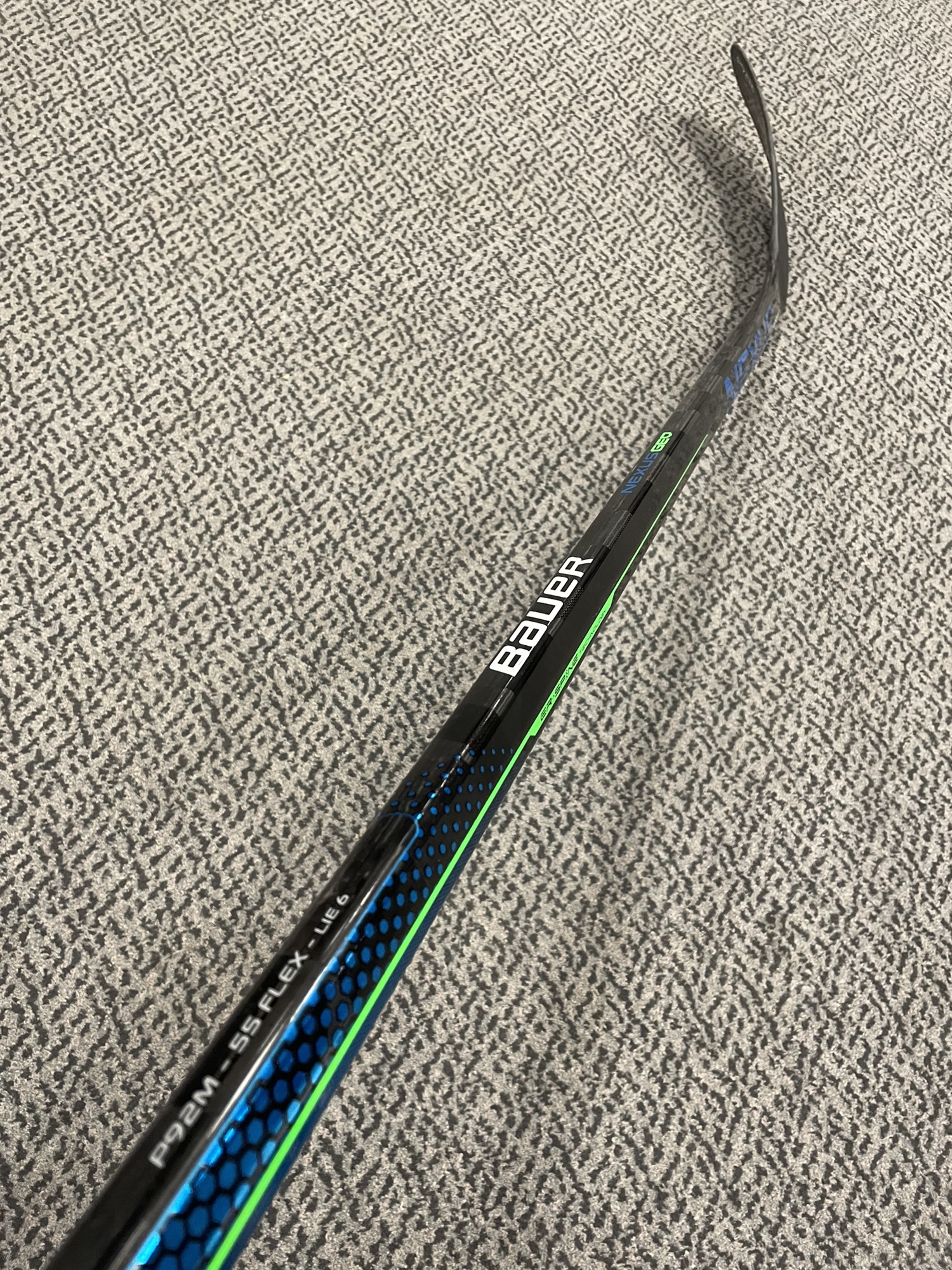 Bauer Nexus Geo P92M curve 55 flex right hand stick | SidelineSwap
