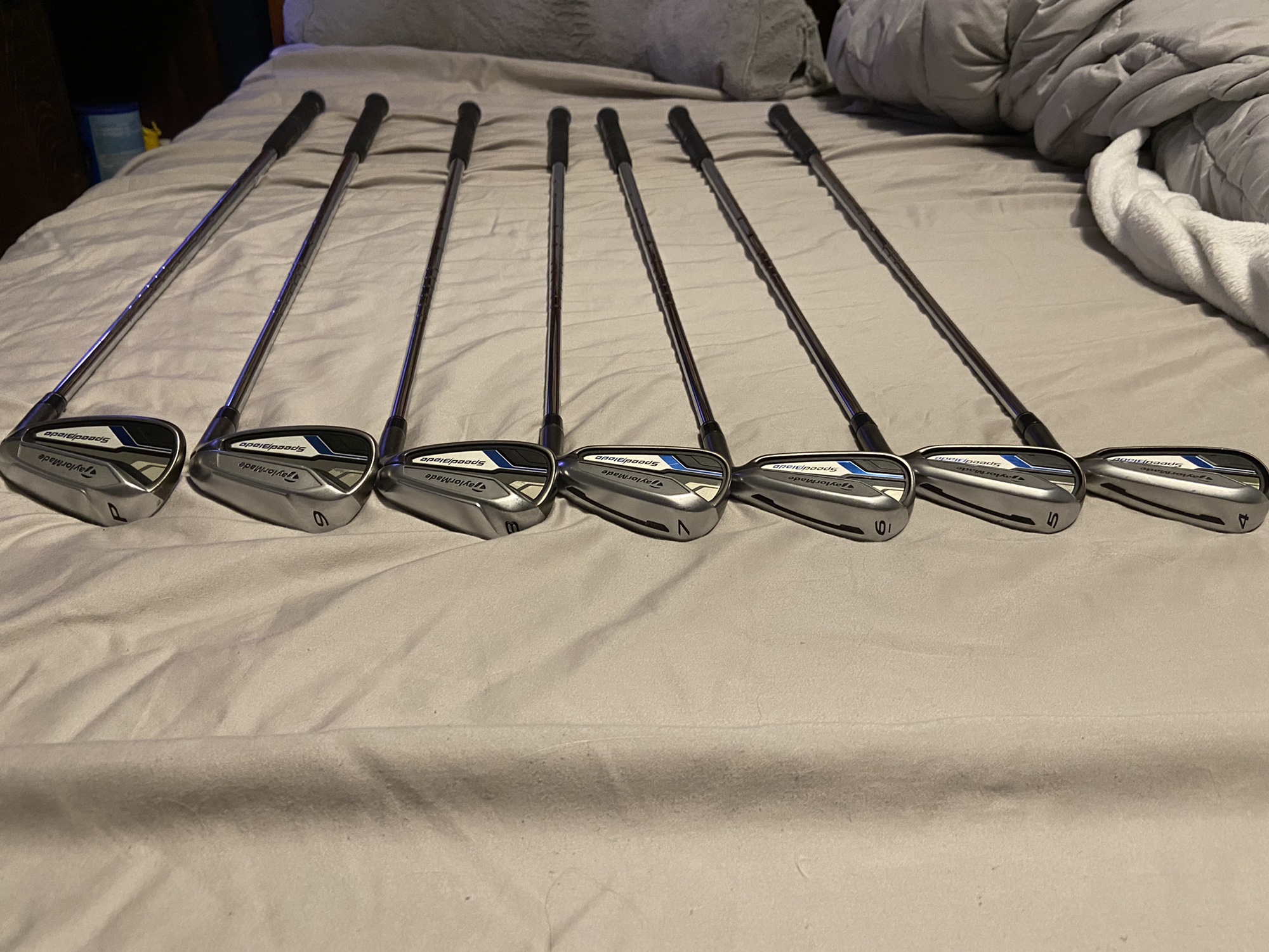 Taylormade Speed blade Iron Set 4-pw Stiff | SidelineSwap