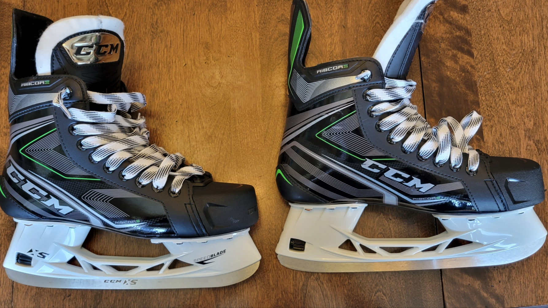 Senior New CCM RibCor 86K Hockey Skates Regular Width Size 8.5 ...