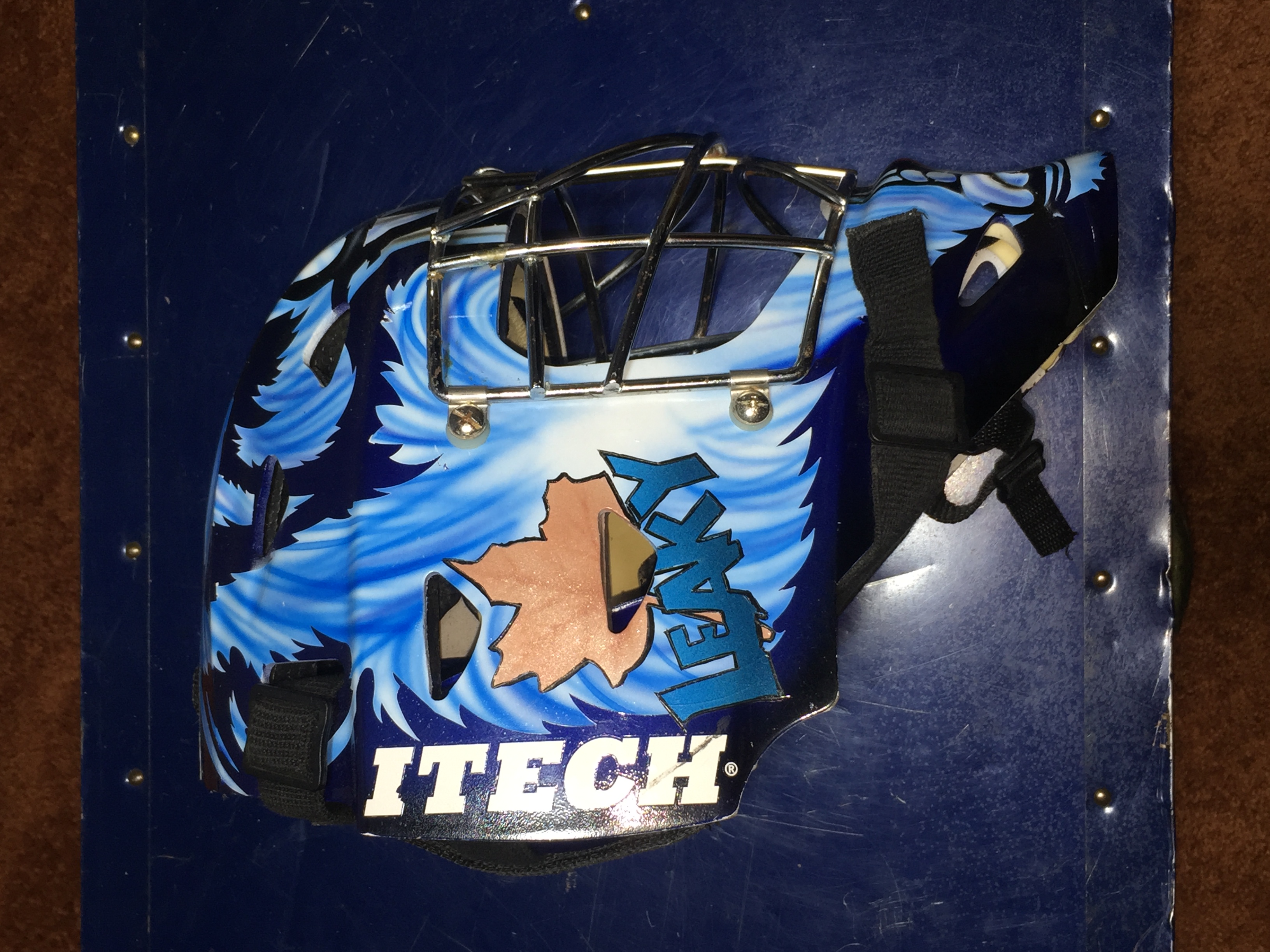 Used Senior Itech 4000 L CUJO Goalie Mask Pro Stock | SidelineSwap
