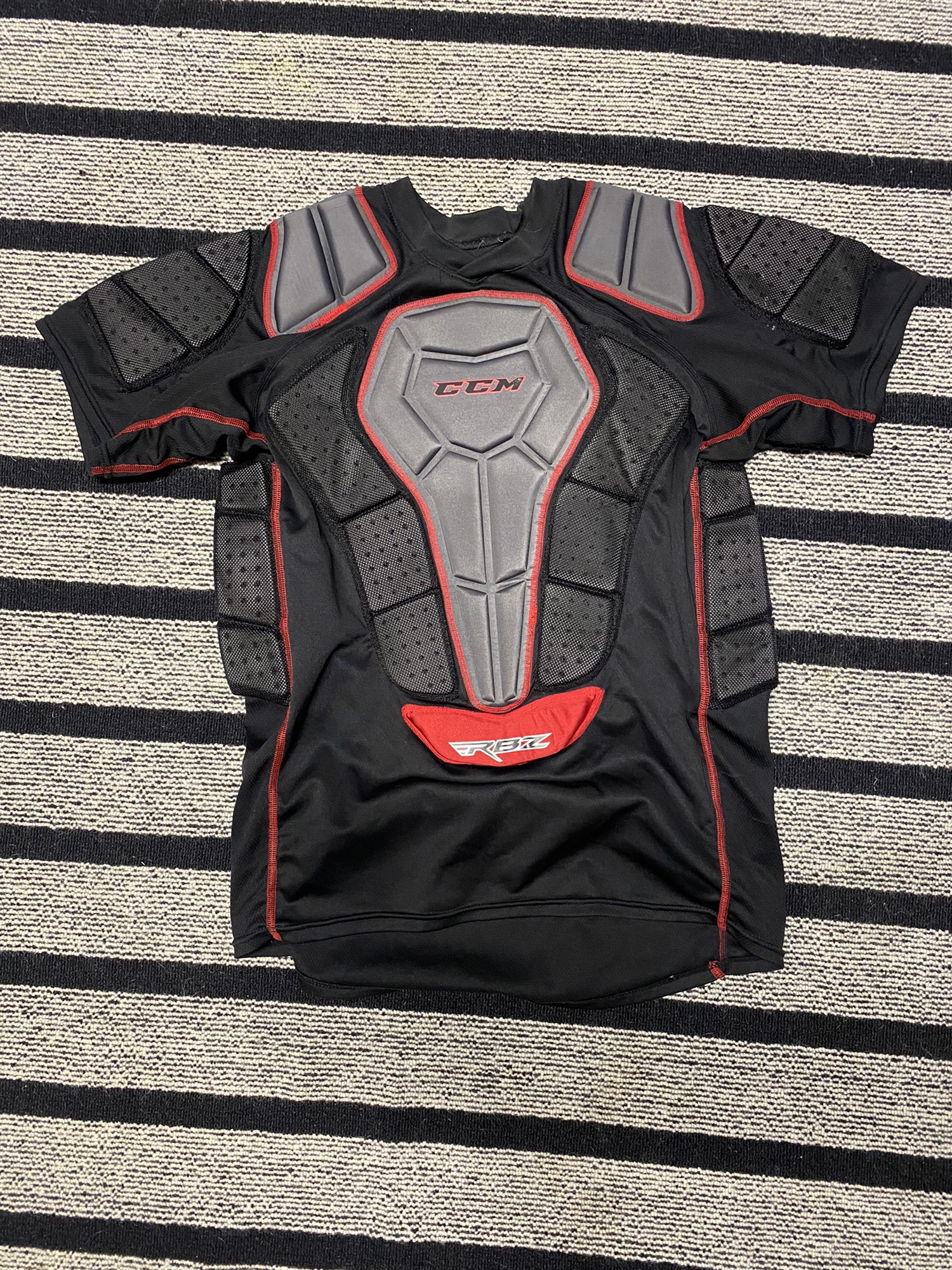 CCM RBZ padded base layer | SidelineSwap