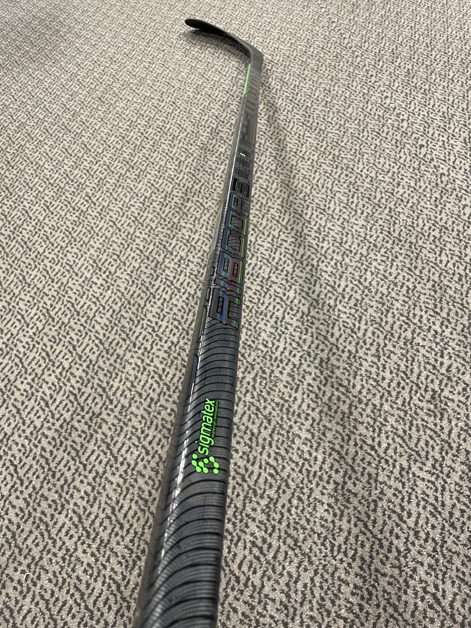 CCM Trigger 6 Pro 85 flex P28 curve left hand stick | SidelineSwap