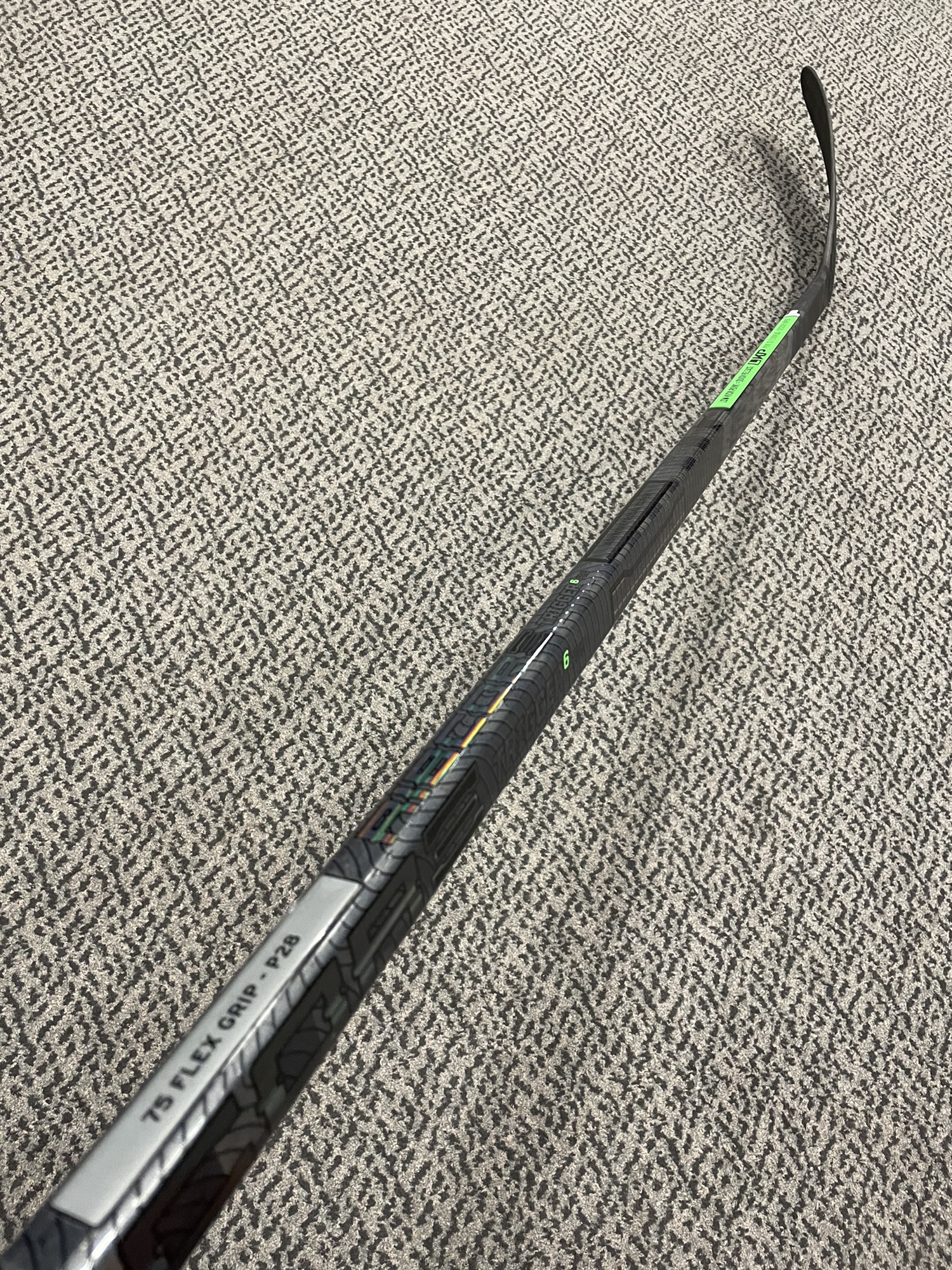 CCM Trigger 6 Pro 85 flex P28 curve left hand stick | SidelineSwap