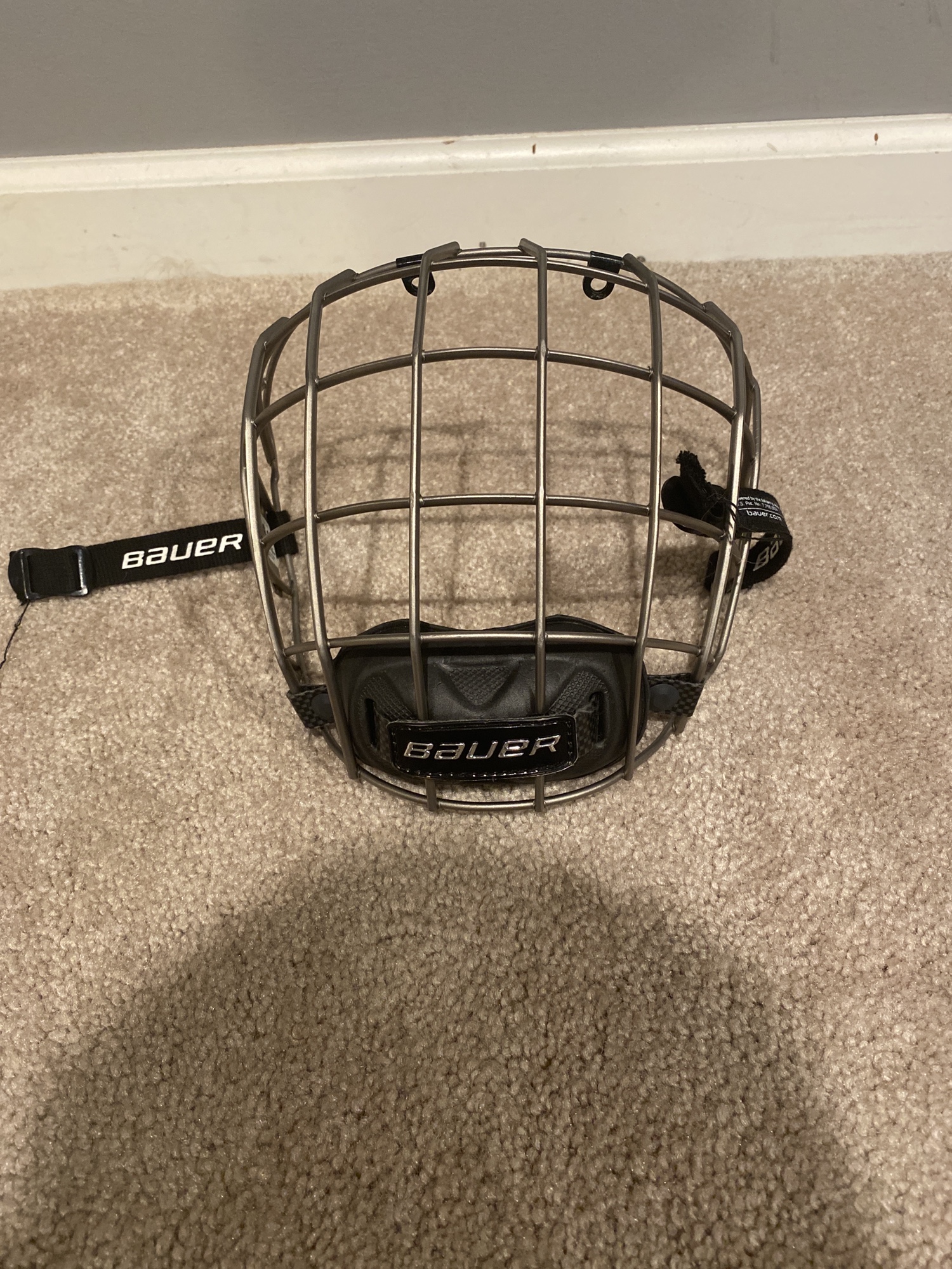 Medium Bauer Full Cage Re-Akt Cage | SidelineSwap