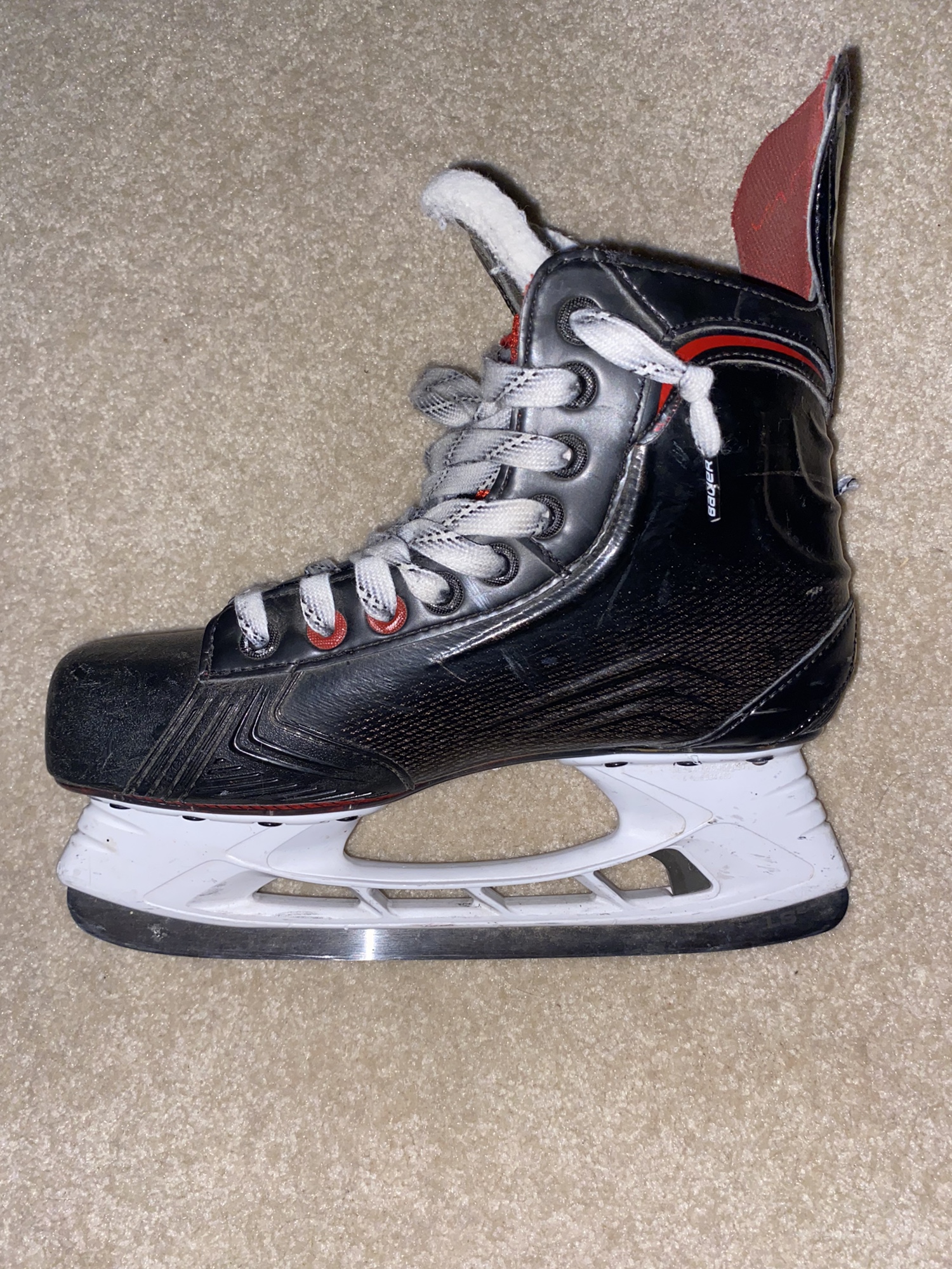 Lightly Used Bauer Vapor X LTX Pro Hockey Skates Jr Size 5.5 | SidelineSwap