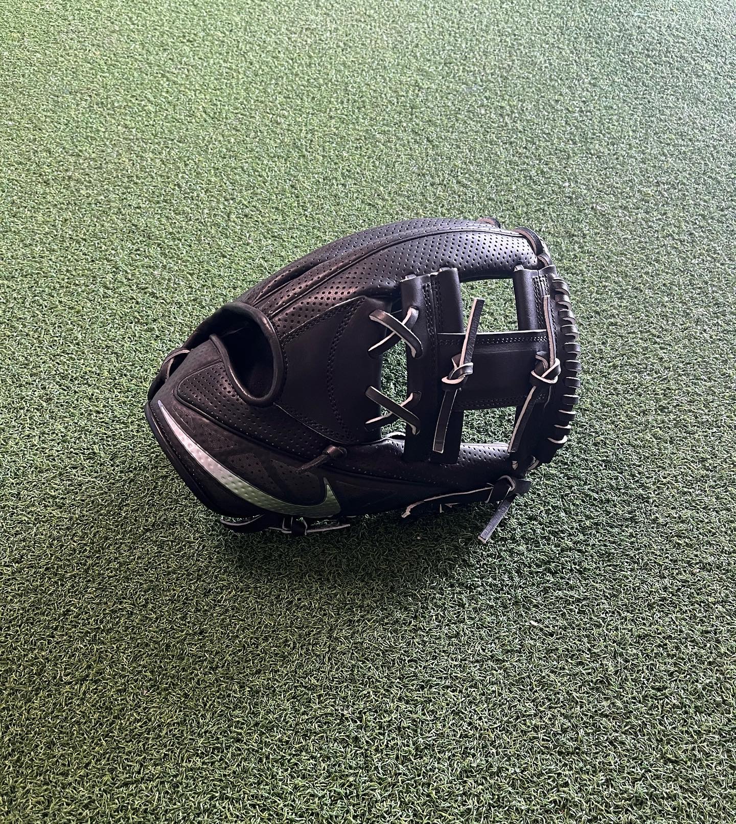 Nike Diamond Elite Pro Japan Baseball Glove | SidelineSwap