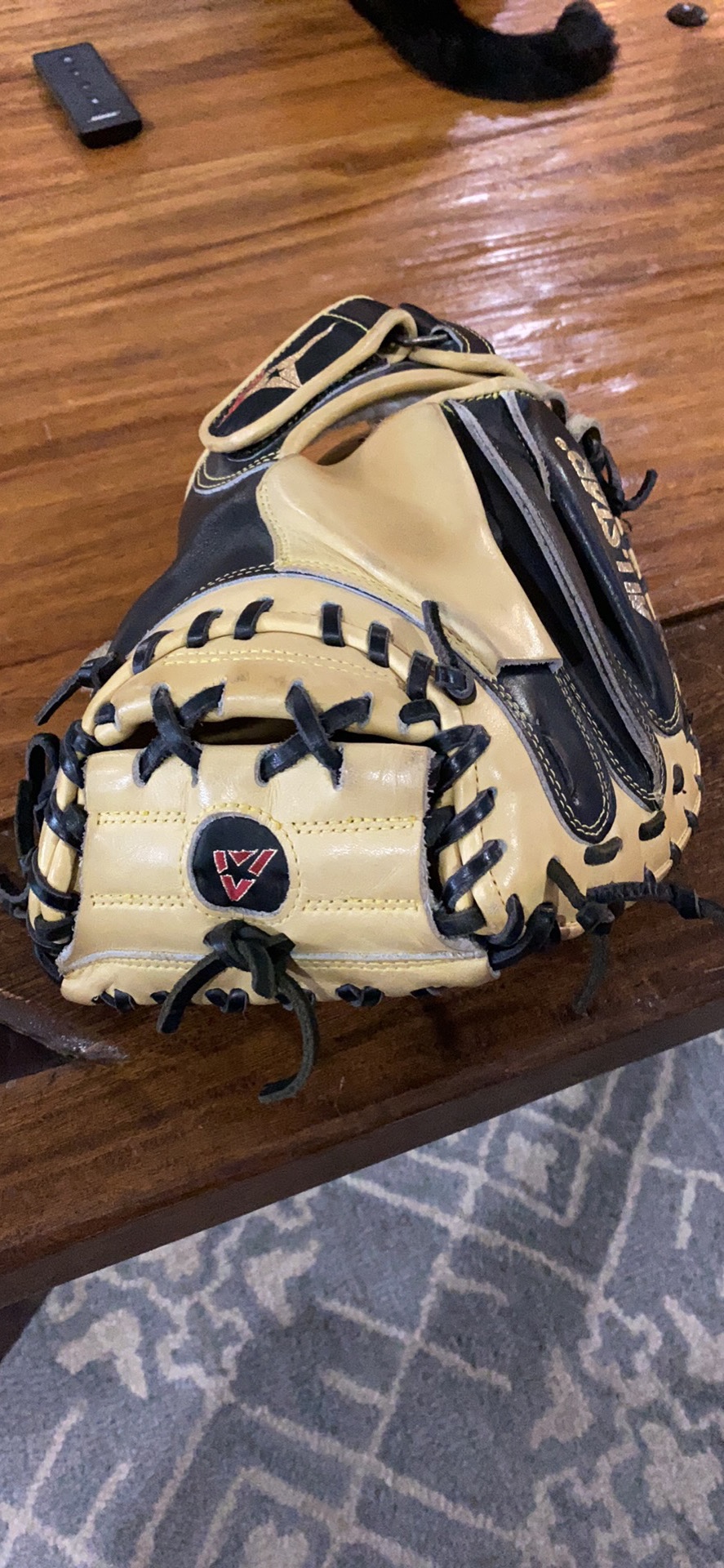 All-Star Pro Elite CM3000 XSBT 32” Catchers Glove | SidelineSwap