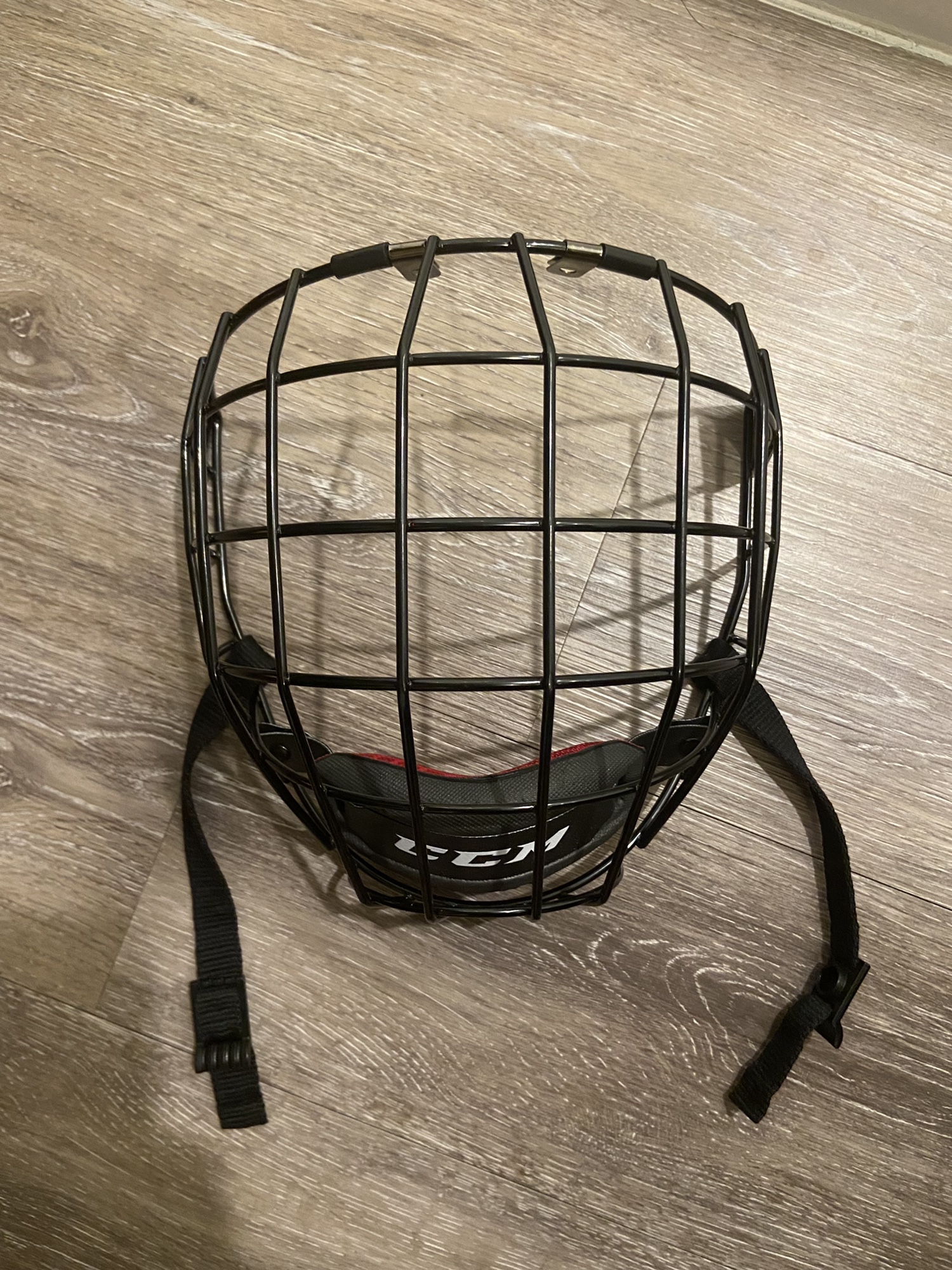 Large CCM Full Cage FM580 | SidelineSwap