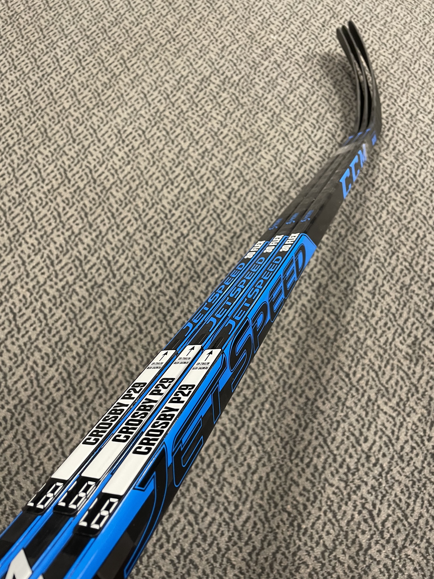 CCM 3-Pack Youth Jetspeed 30 flex P29 curve right hand sticks ...