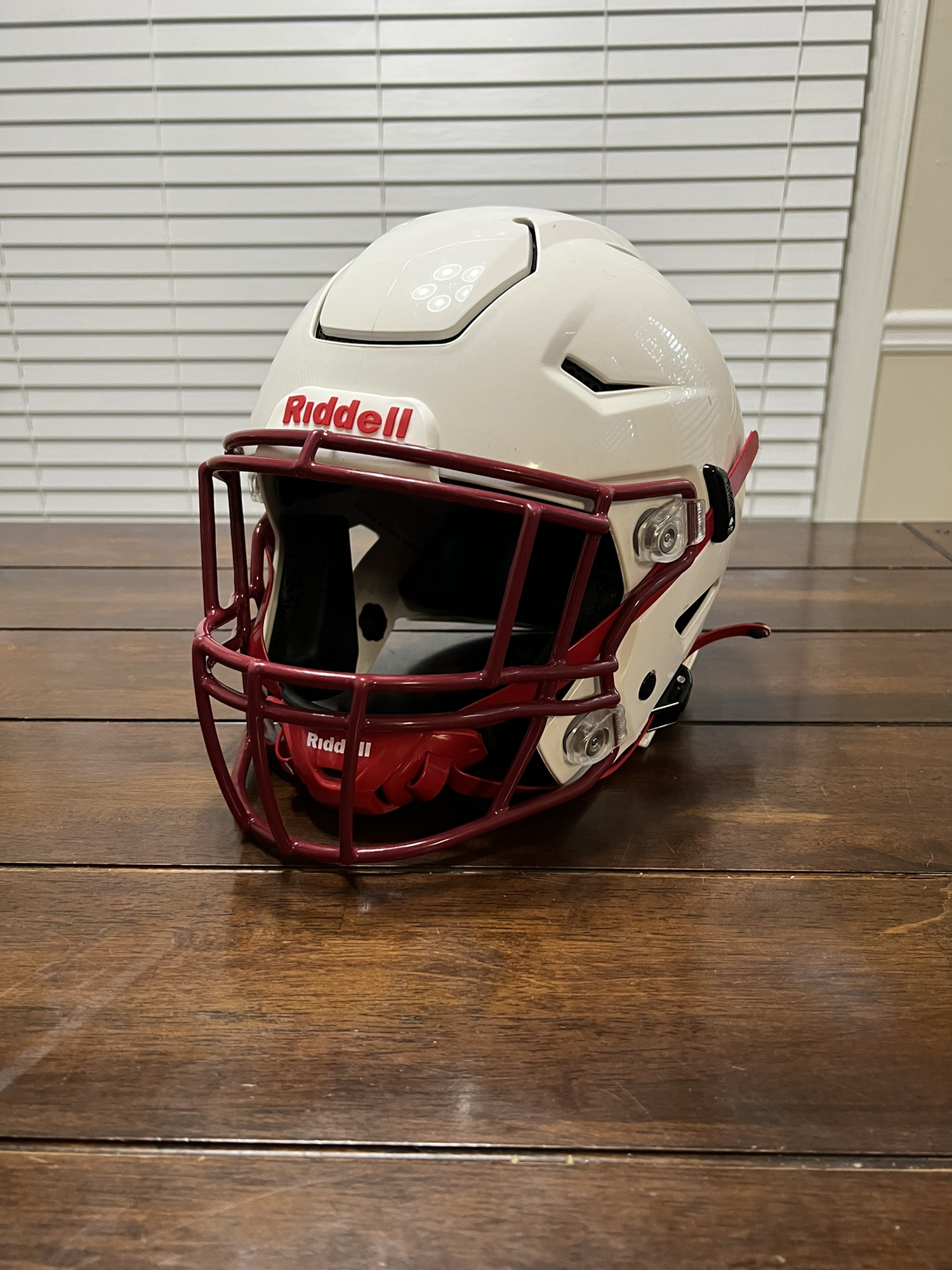 NEW SpeedFlex Diamond- >7 3/4 | SidelineSwap