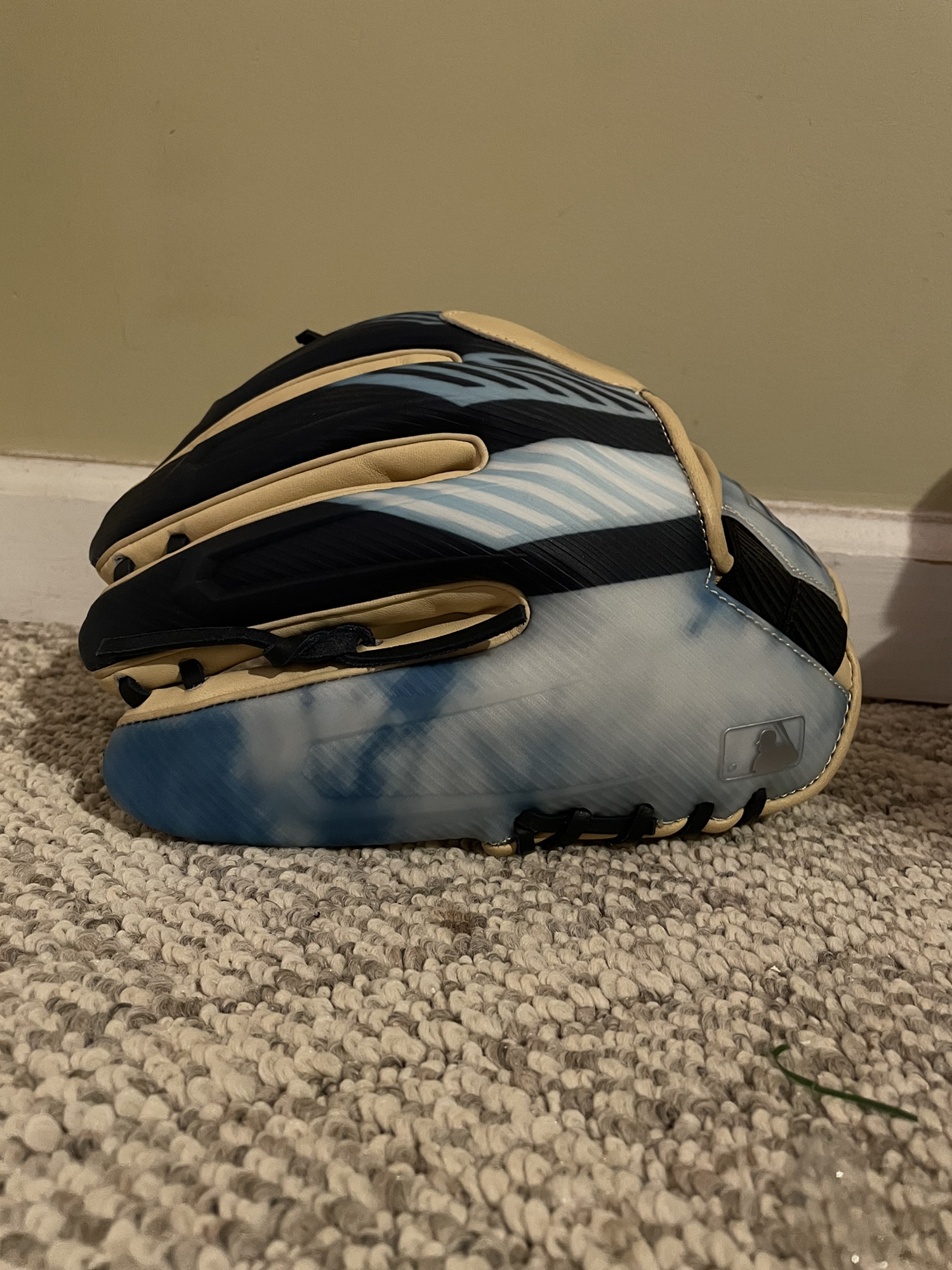 Rawlings REV1X 11.5 Infield Glove | SidelineSwap