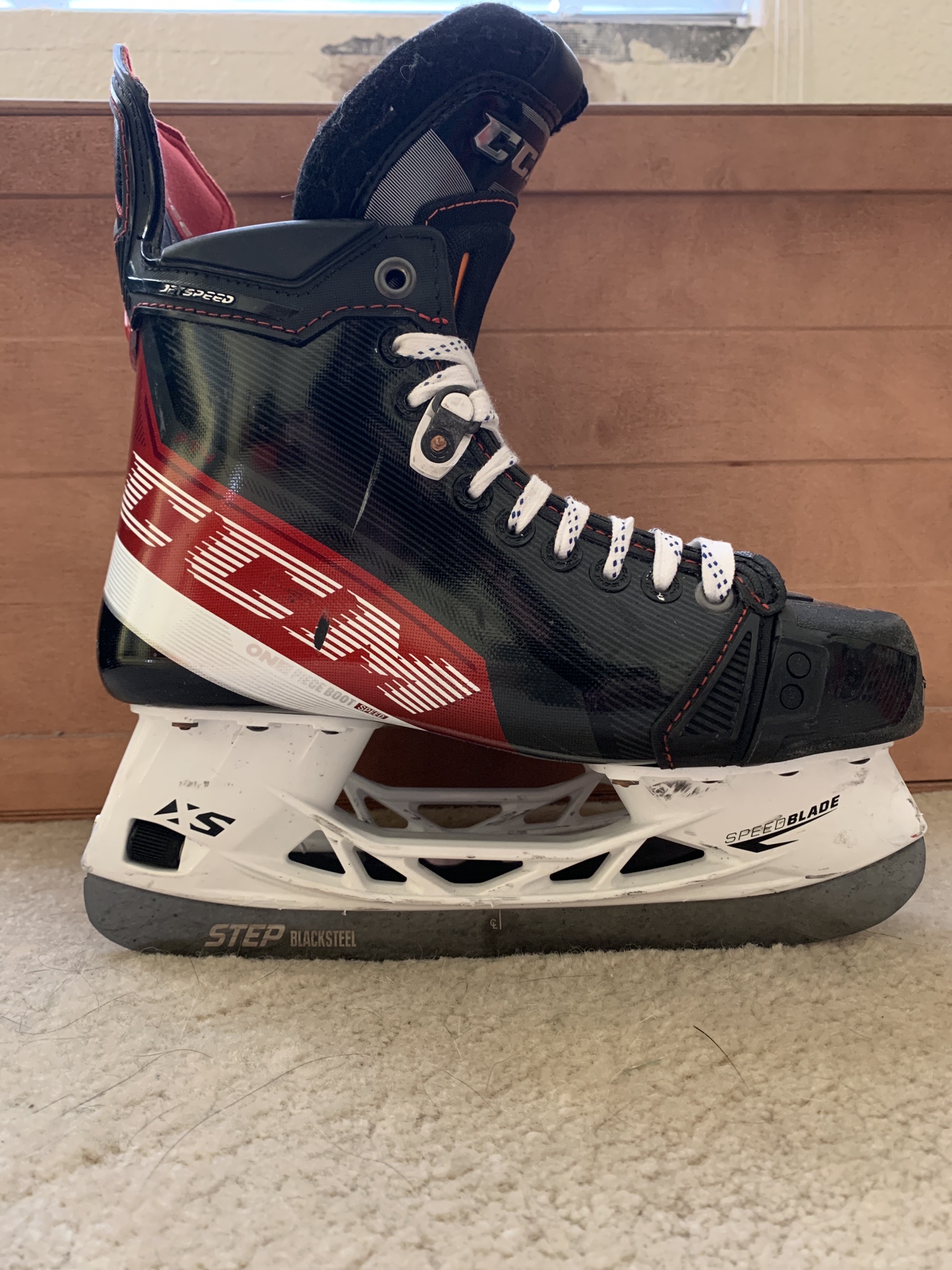 CCM Jetspeed FT4 skates | SidelineSwap